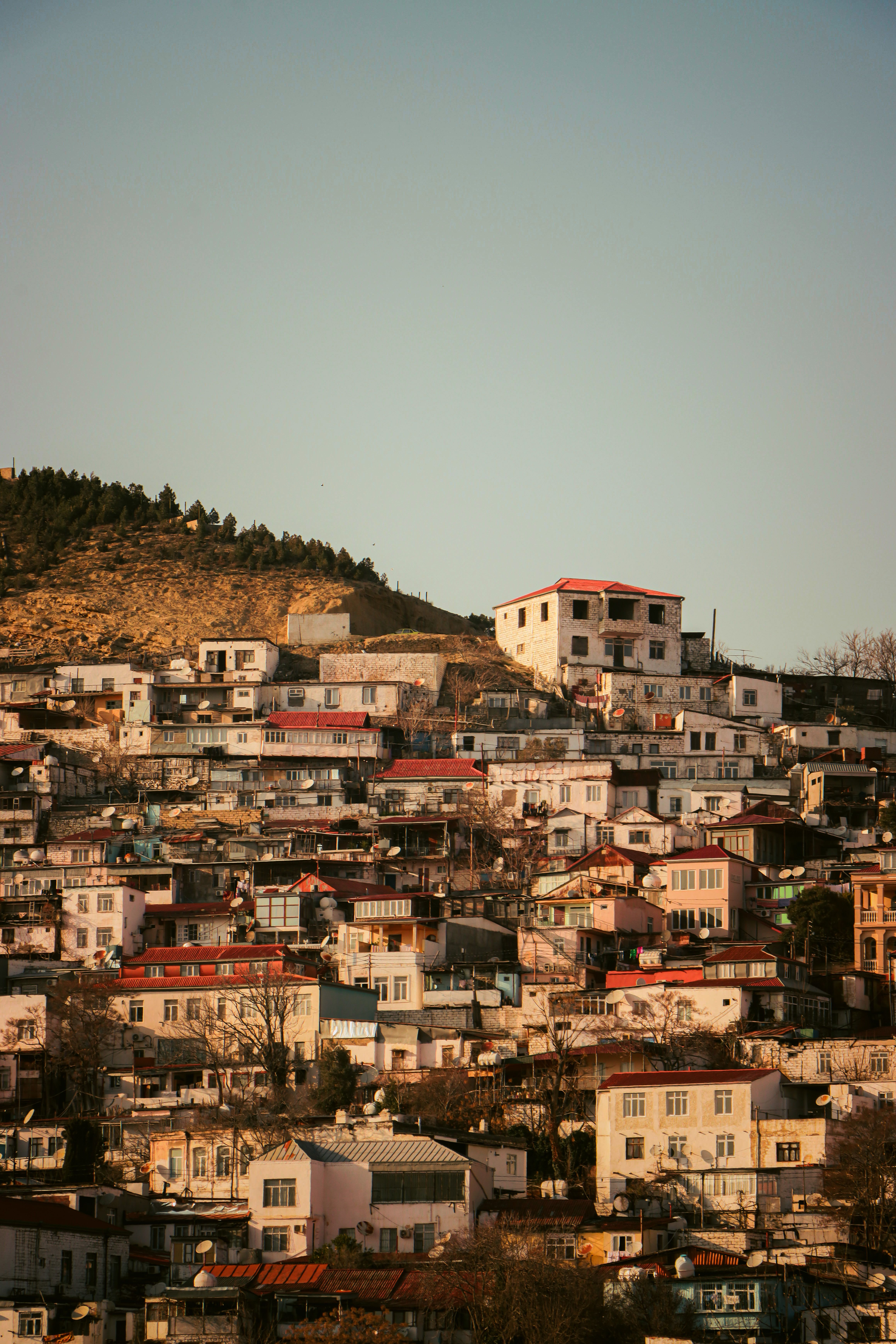 Buildings in Town on Hill in Italy · Free Stock Photo