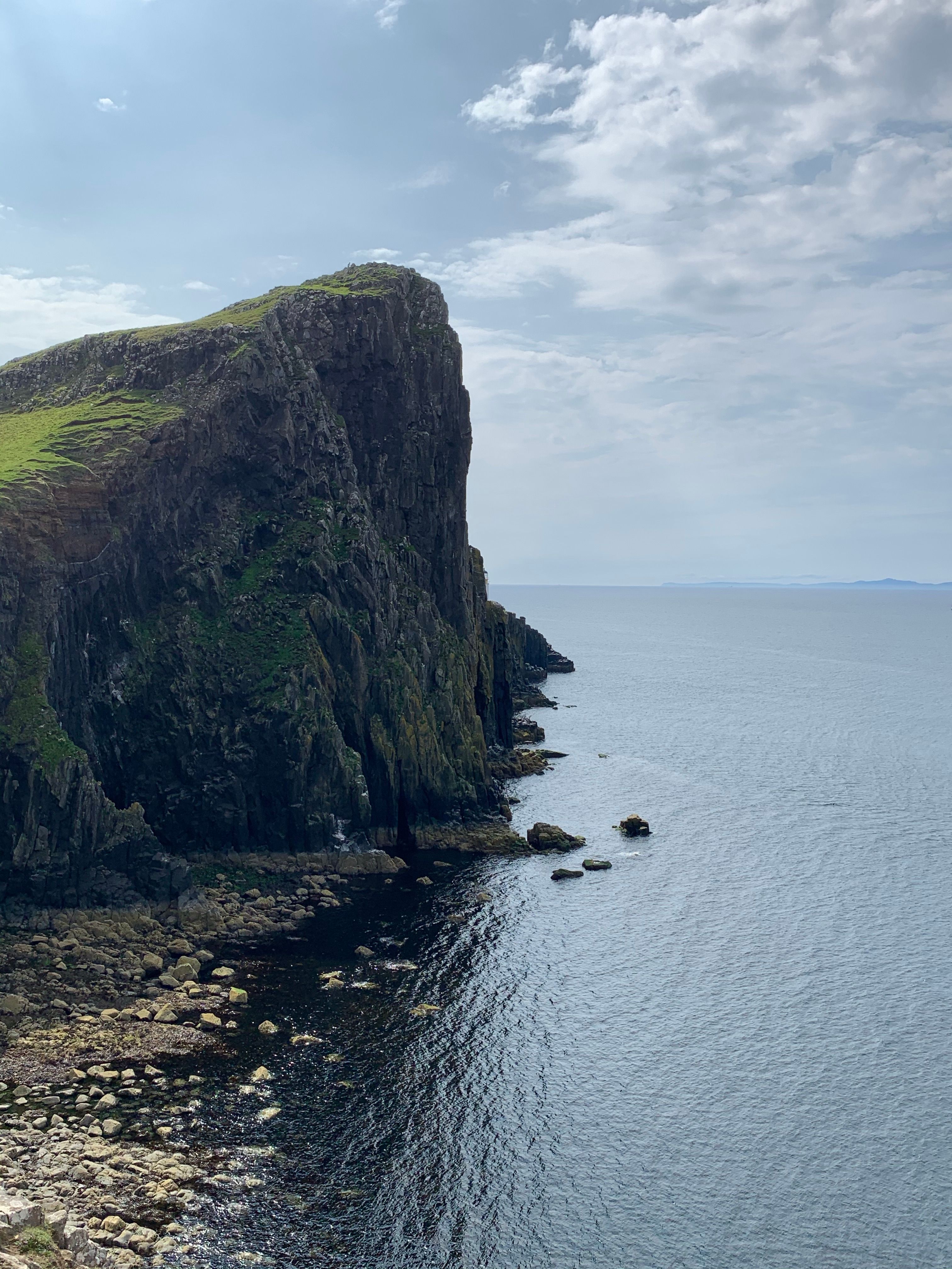 Cliff on Sea Shore · Free Stock Photo