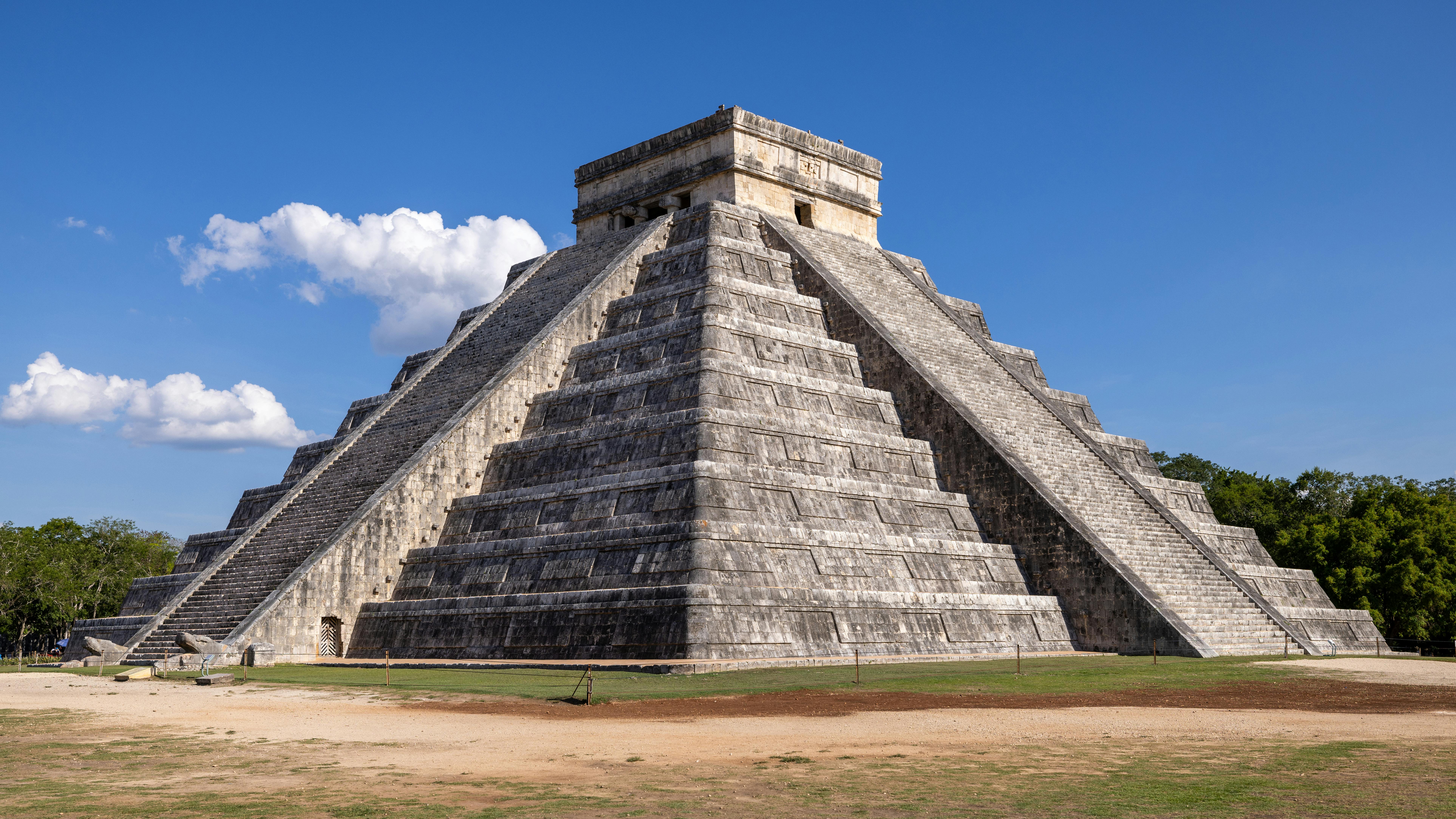 El Castillo, Chichen Itza, Yucatan, Mexico · Free Stock Photo