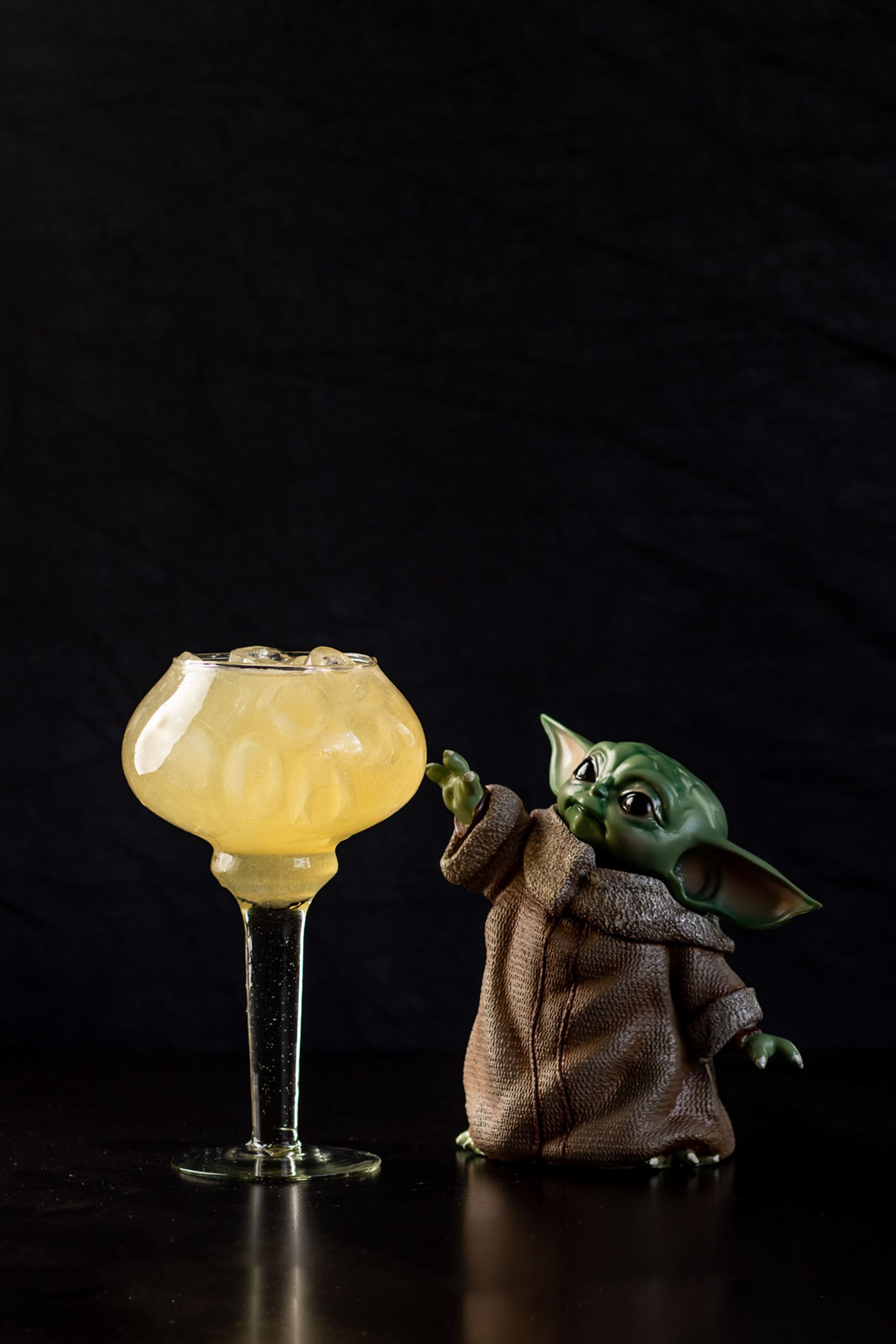 Baby Yoda Photos, Download The BEST Free Baby Yoda Stock Photos & HD Images