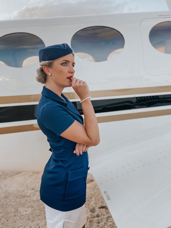 Air Hostess Photos, Download The BEST Free Air Hostess Stock Photos ...
