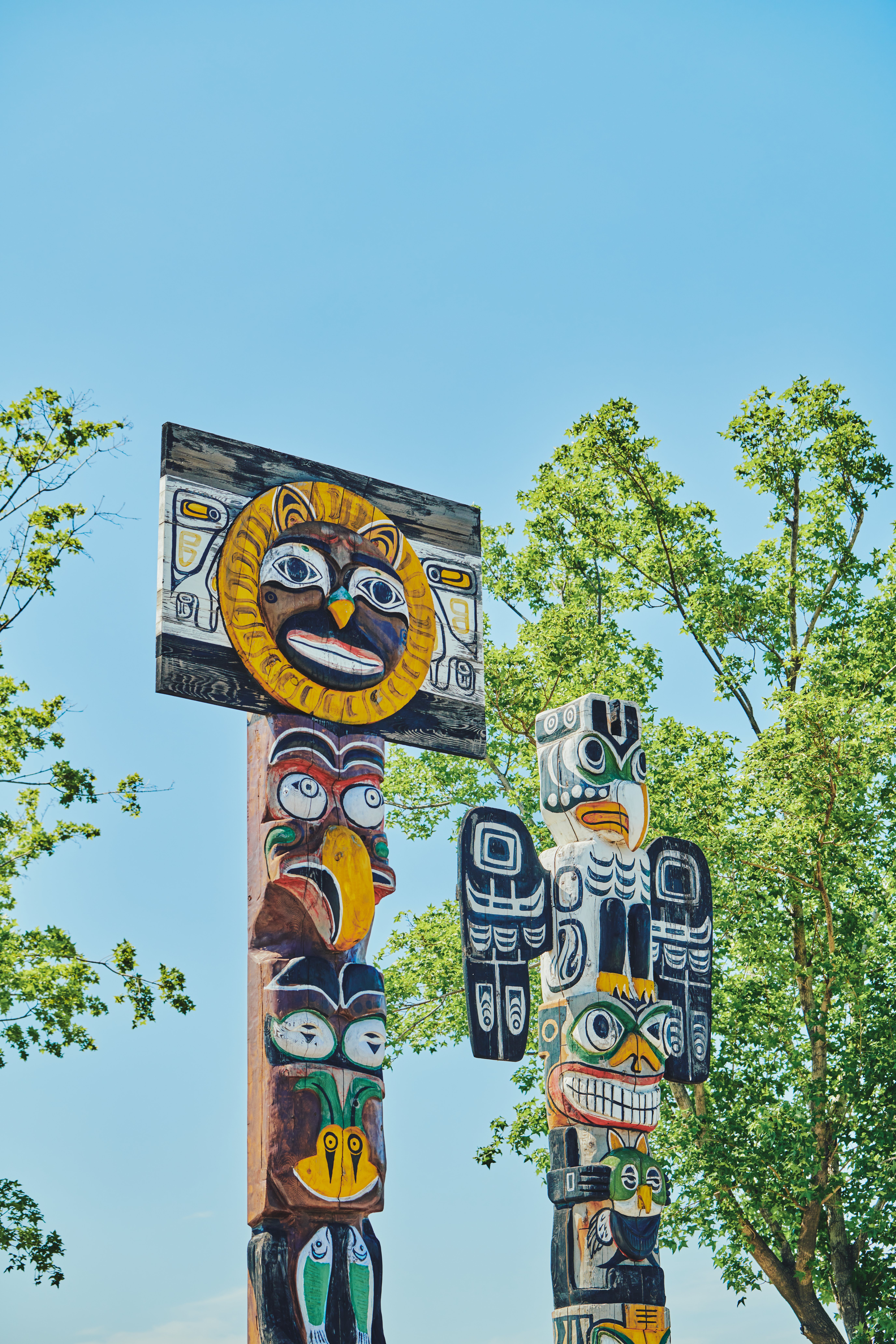 View of Two Totems · Free Stock Photo