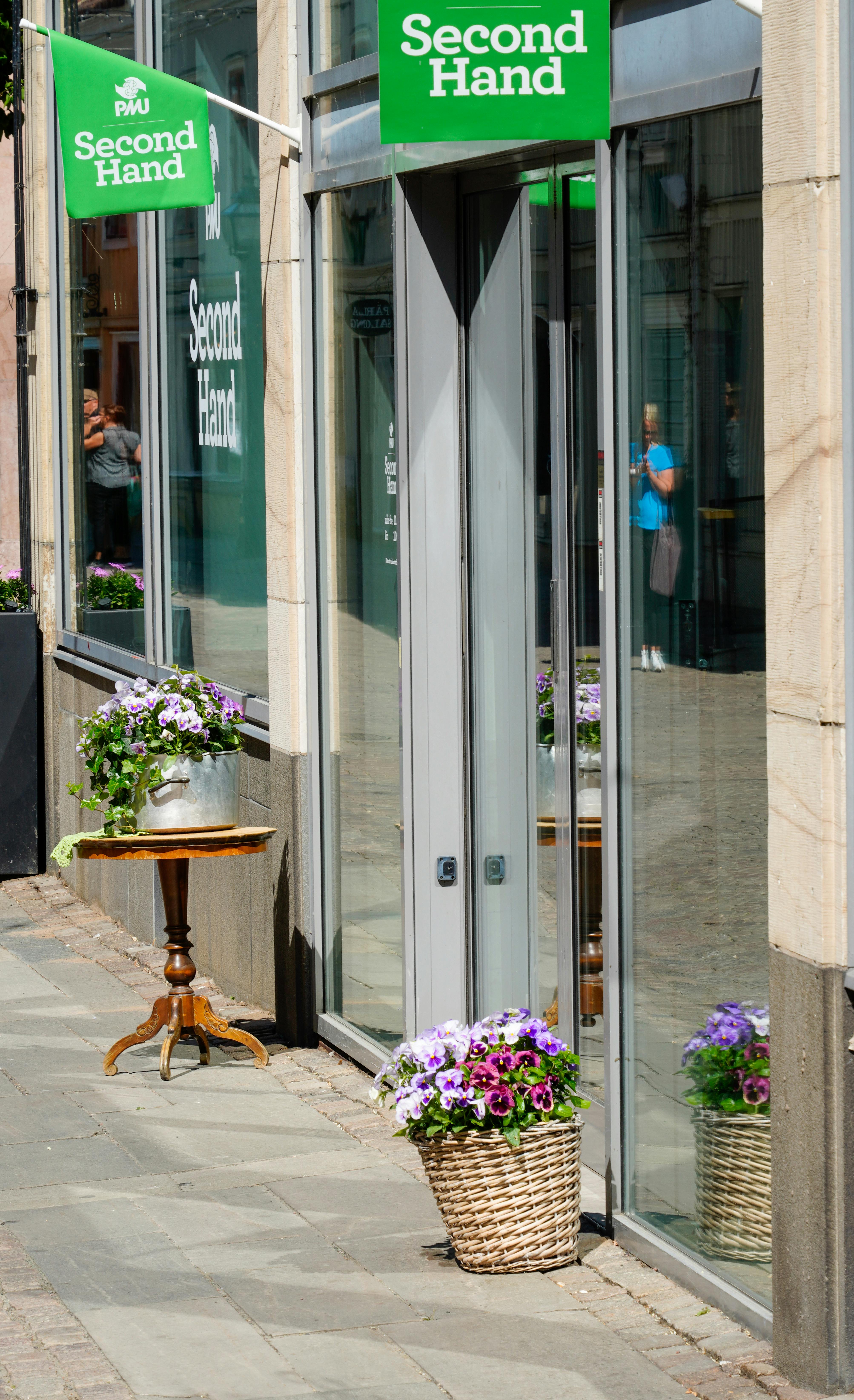 Entrance to a Store · Free Stock Photo