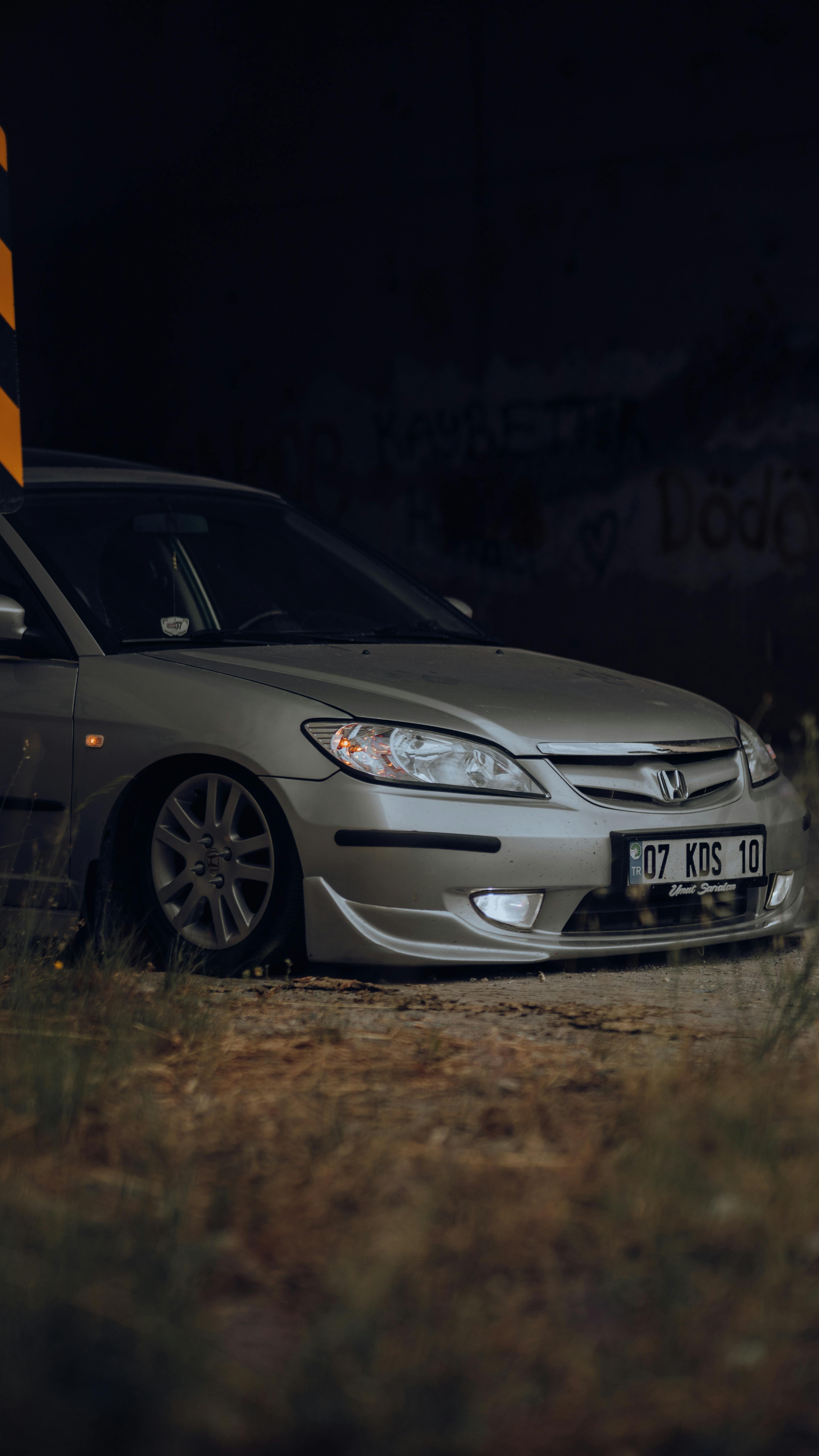 Gray Honda Civic Type R · Free Stock Photo