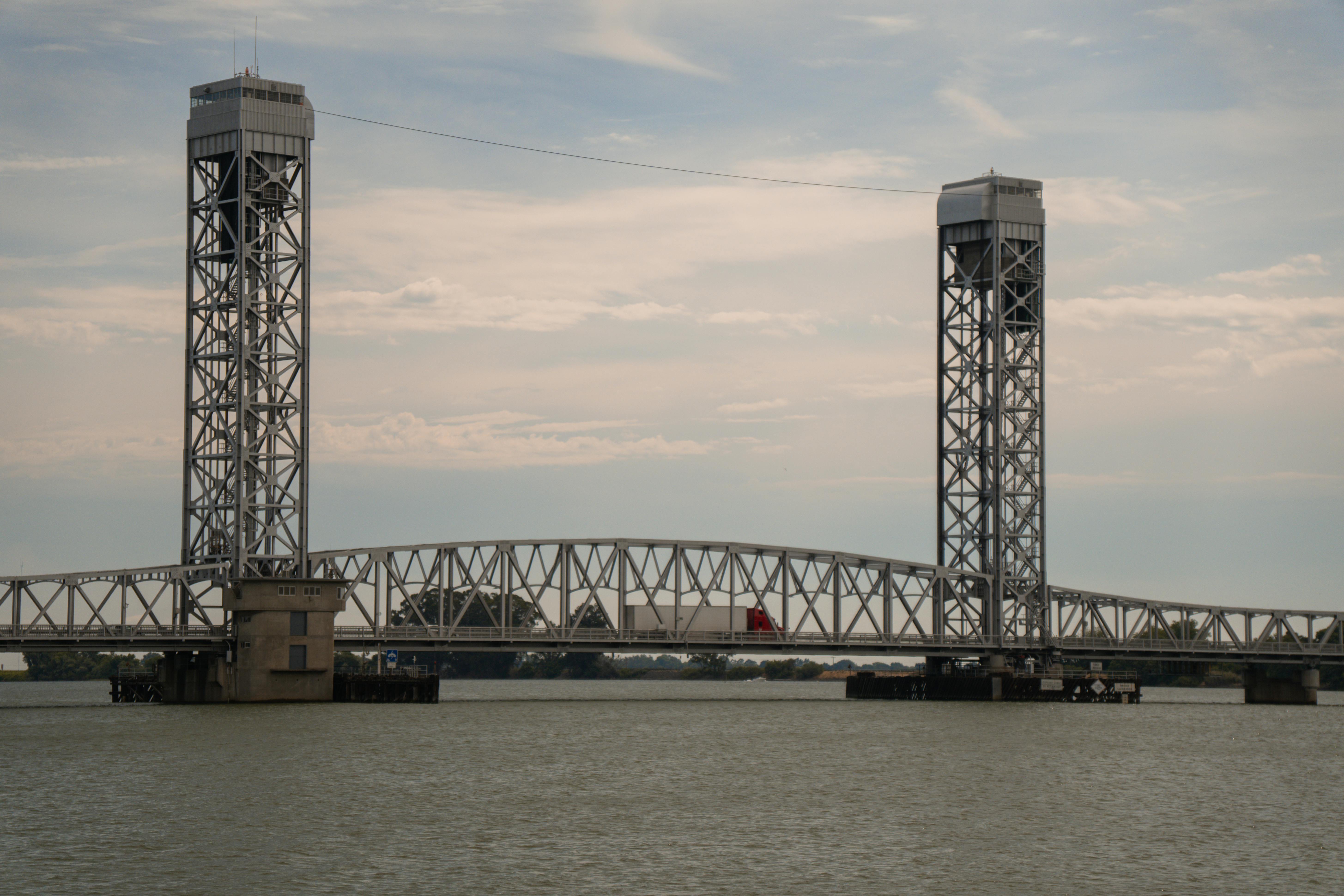 Panorama of Wabasha–Nelson Truss Bridge Reflected in Mississippi River ...