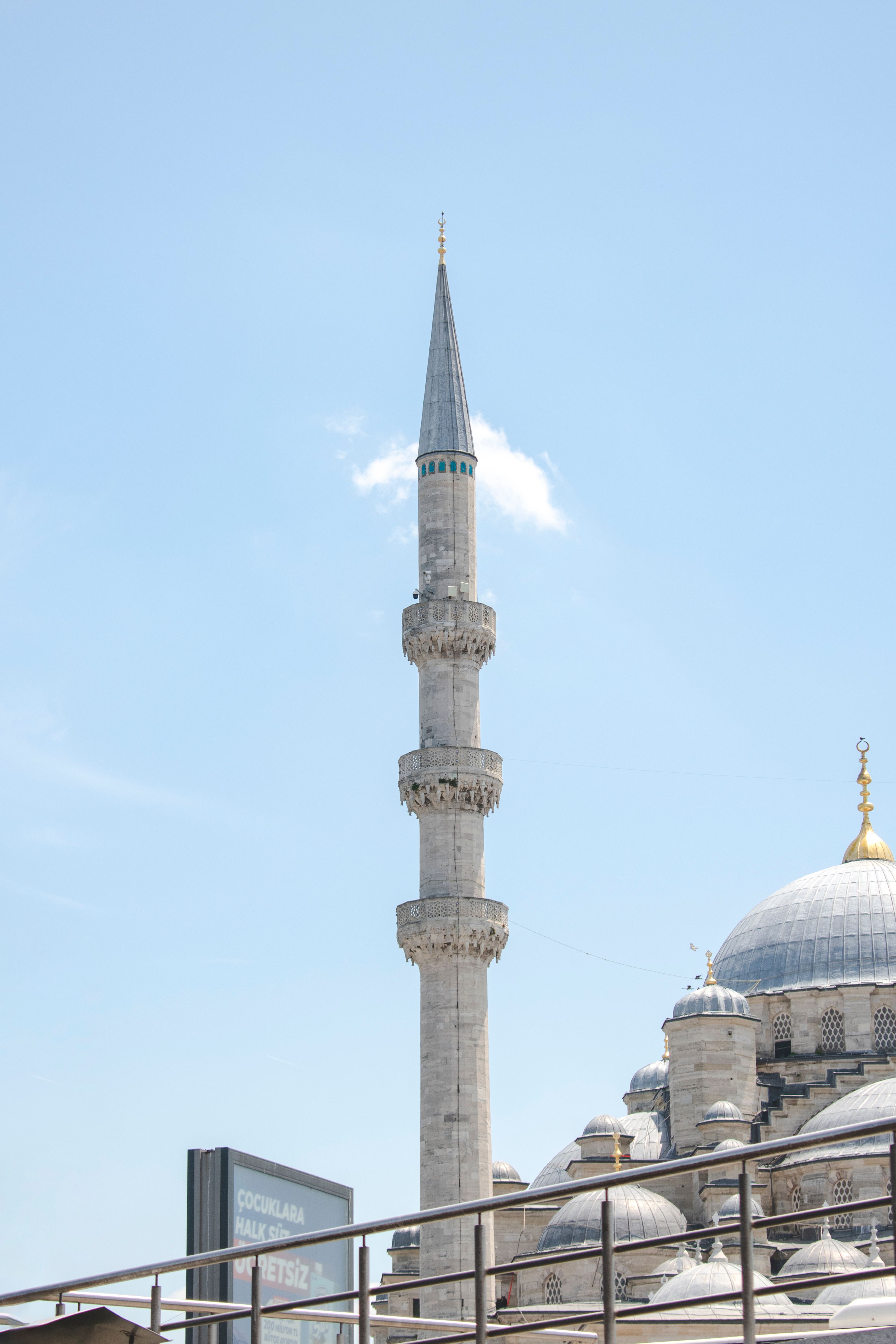 Minaret of New Mosque in Istanbul, Turkey · Free Stock Photo