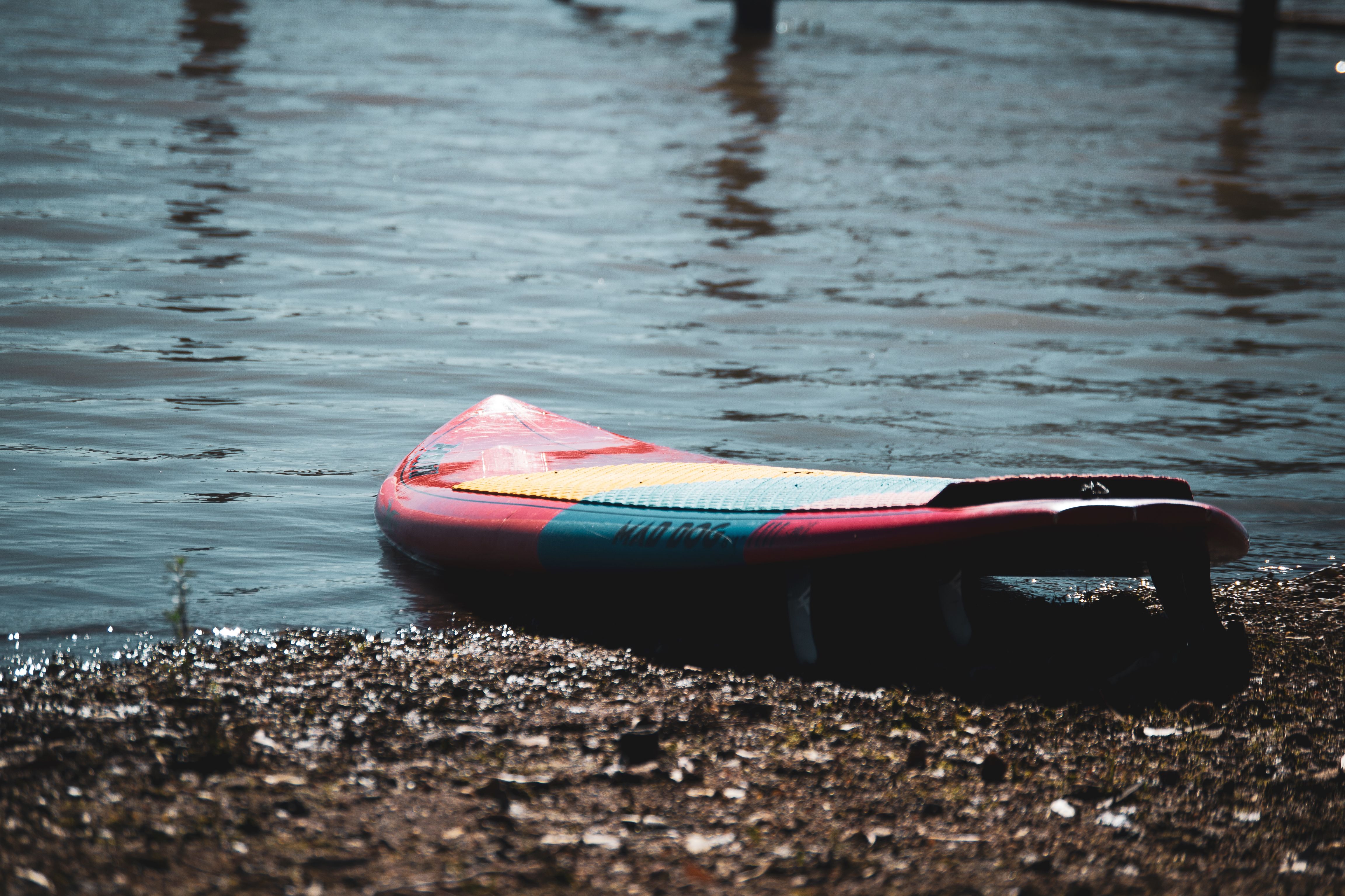 Surfboard on Beach · Free Stock Photo
