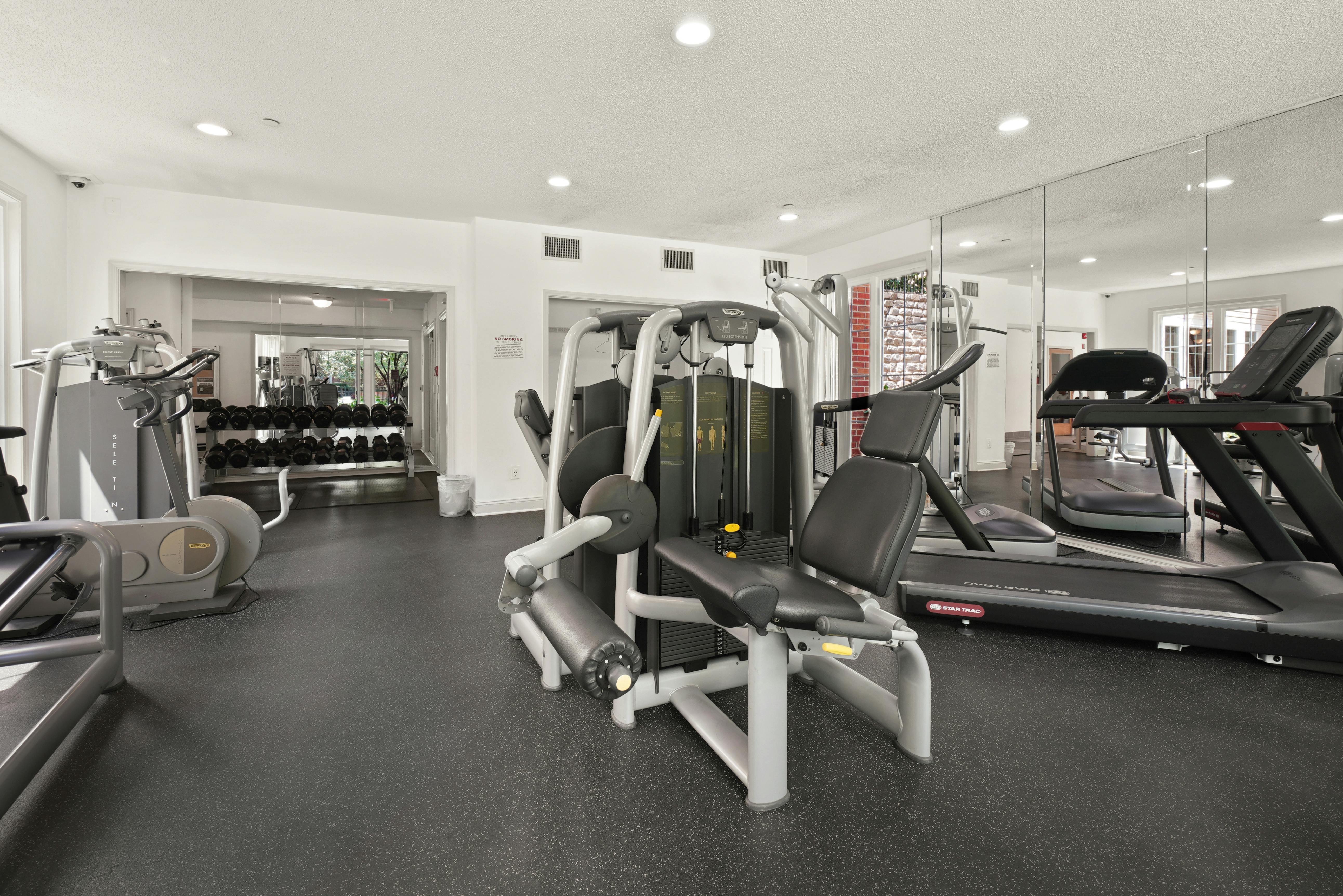 Empty Gym Photos, Download The BEST Free Empty Gym Stock Photos & HD Images