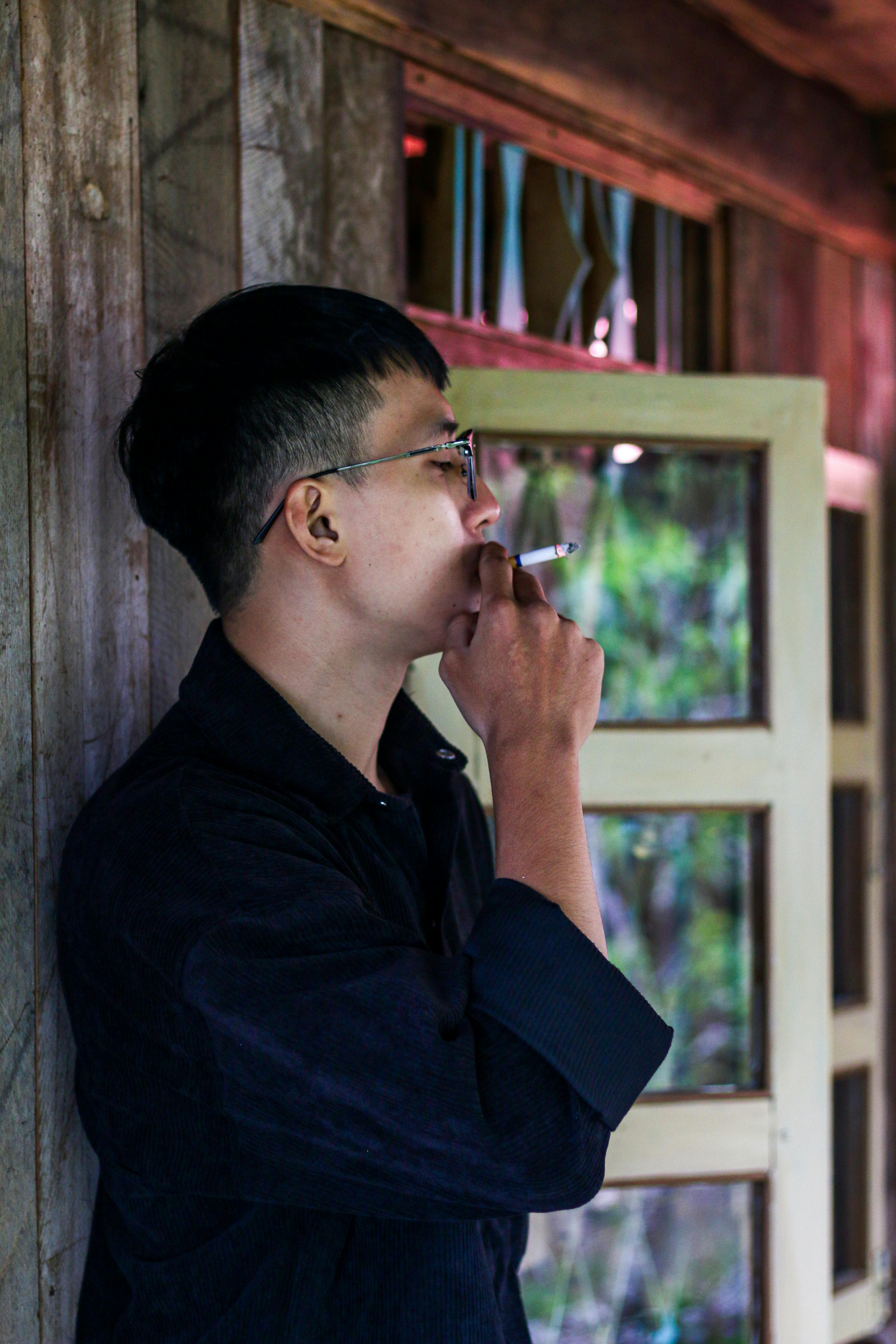 Smokeless Cigarette Photos, Download The BEST Free Smokeless Cigarette ...