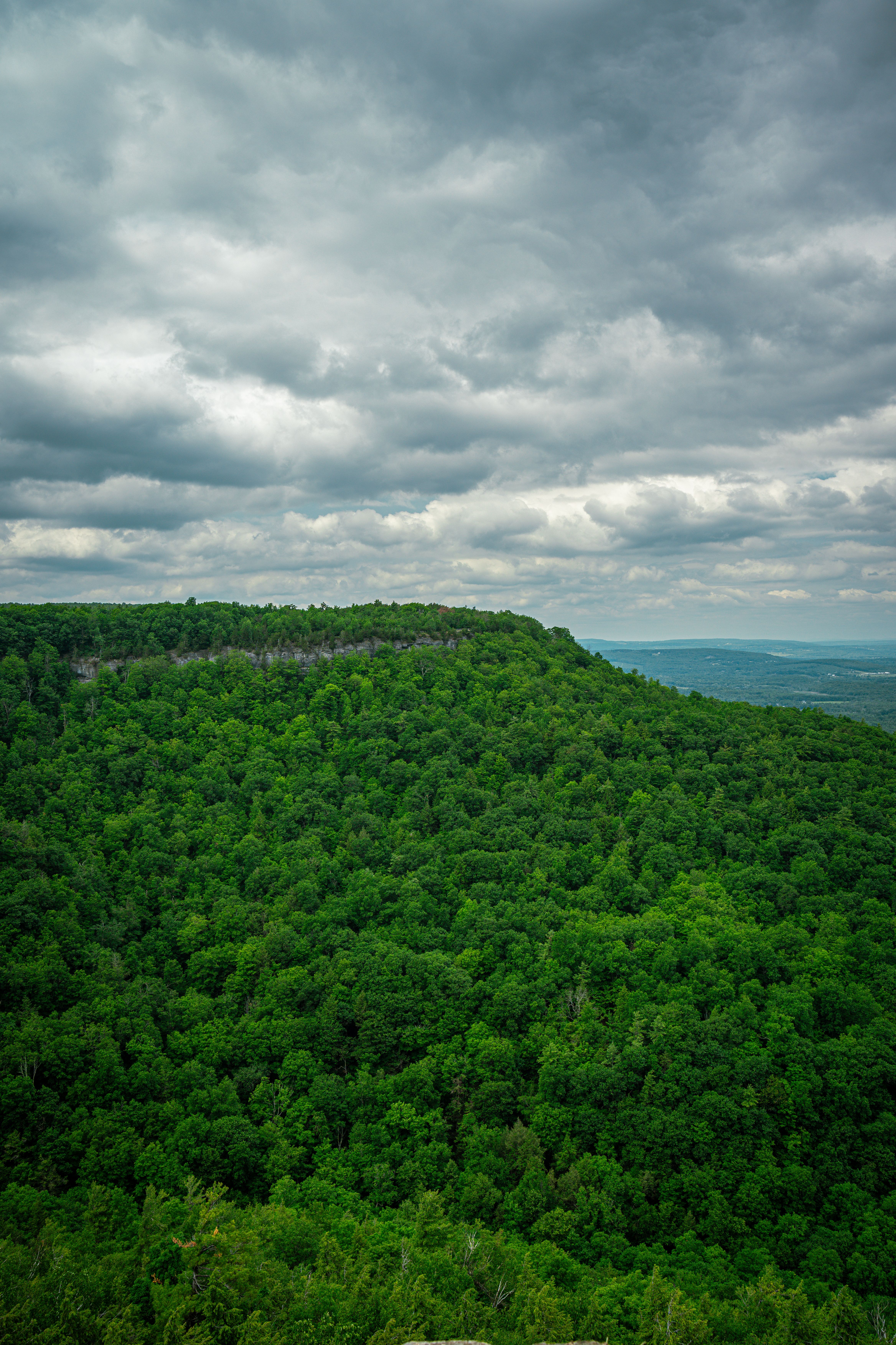 Mountain Landscape with Helderberg Escarpment, New York State, USA ...