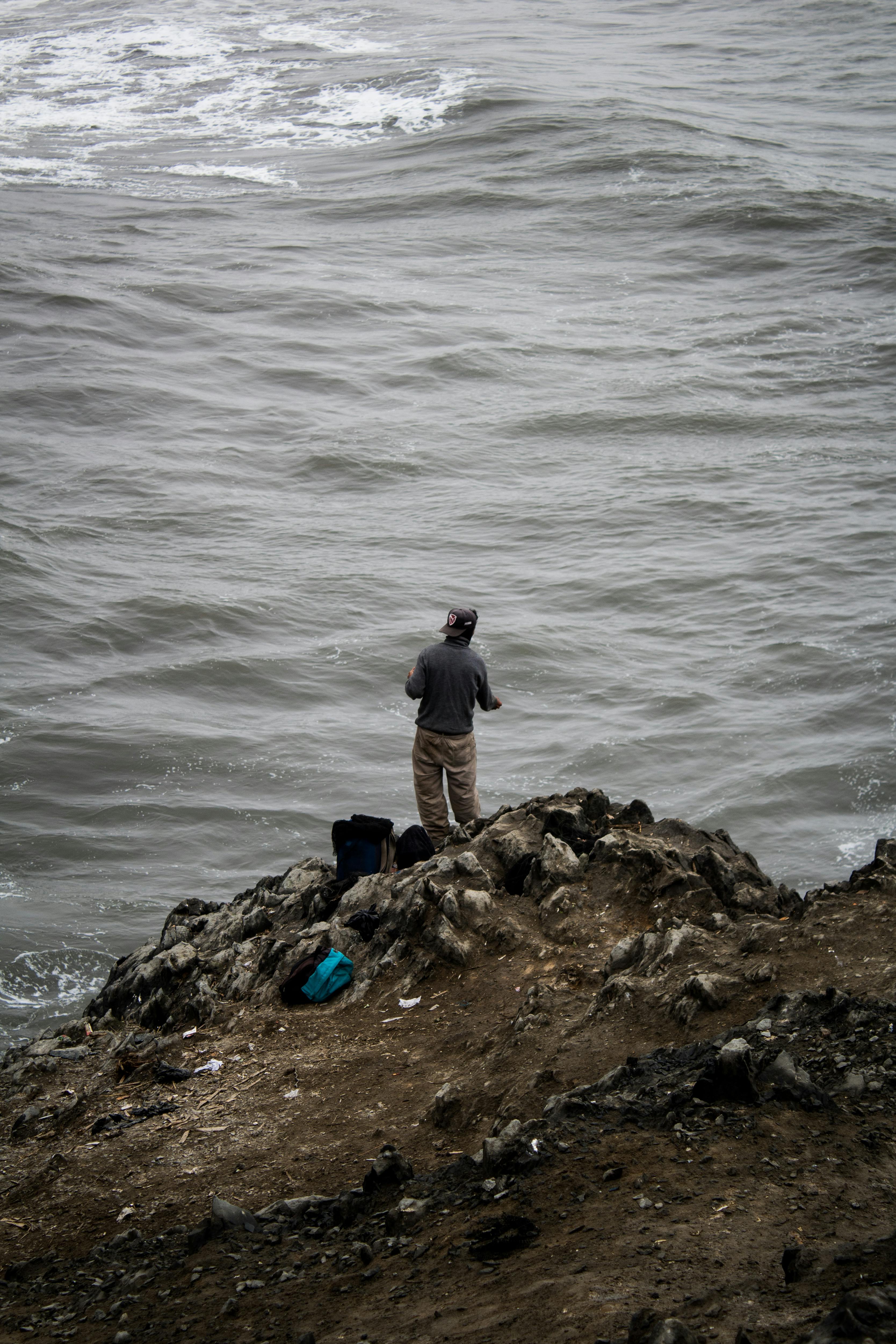 Water Pollution Vertical Photos, Download The BEST Free Water Pollution ...