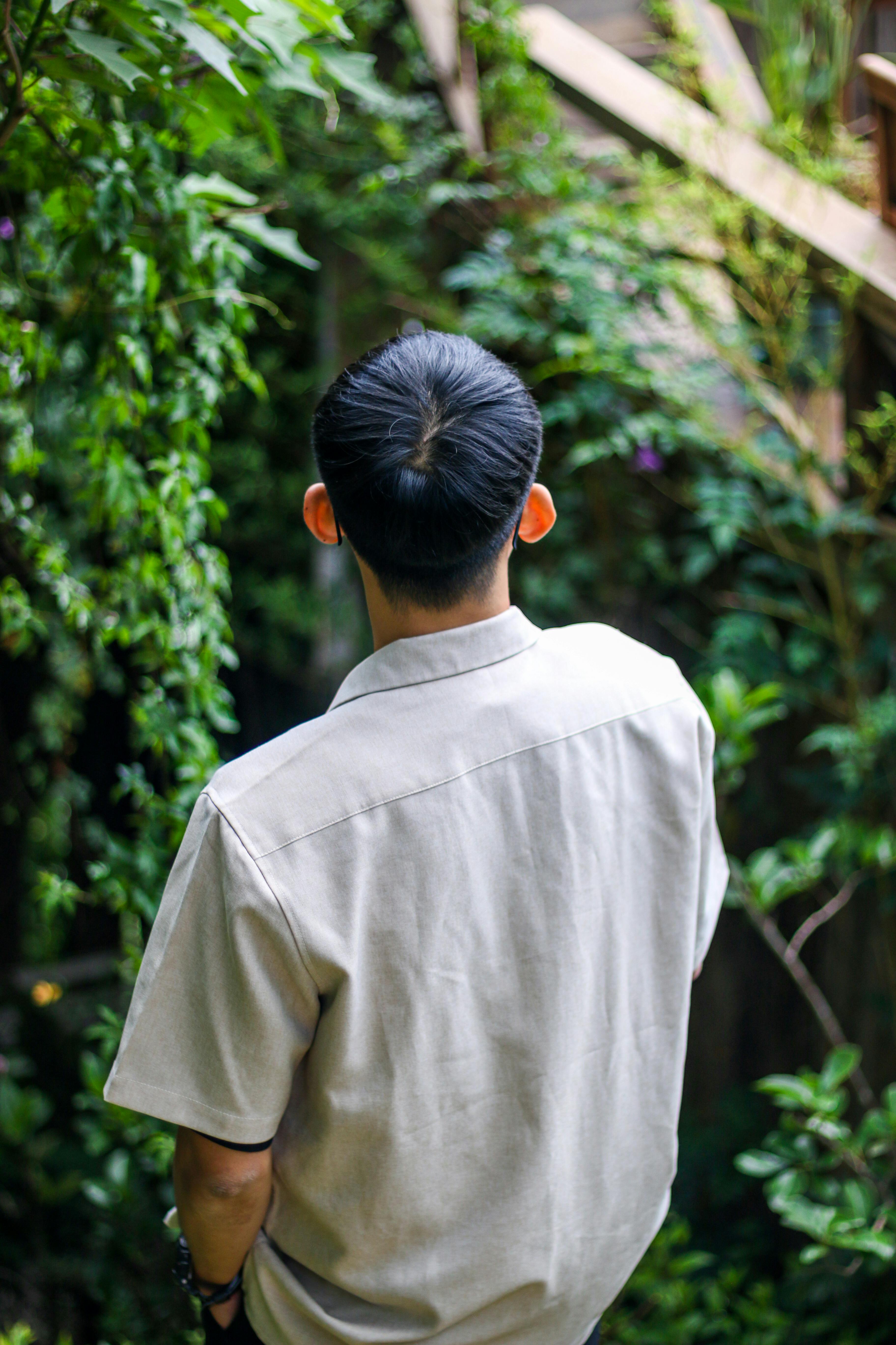 Man Turning Back · Free Stock Photo