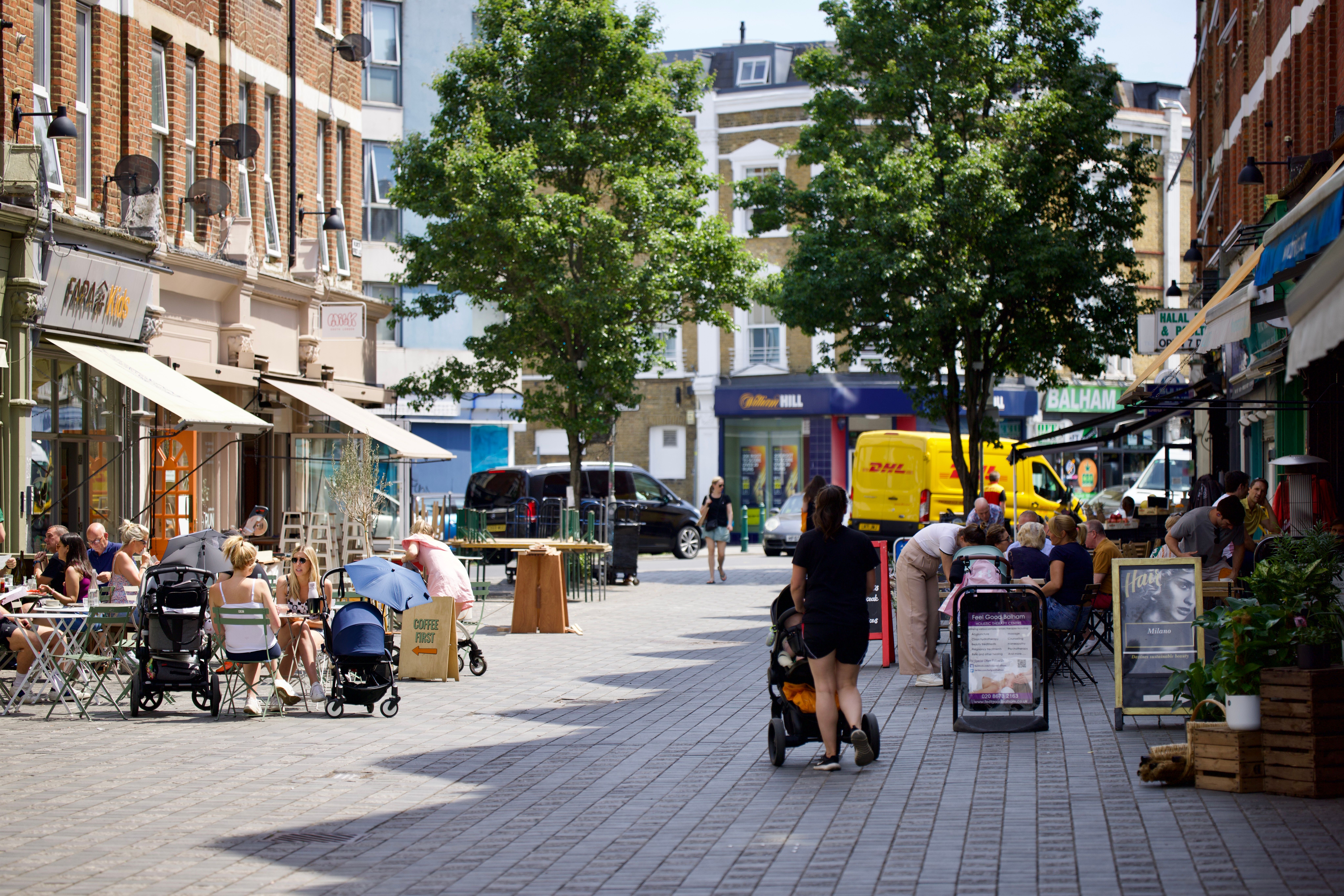 Street Cafes Photos, Download The BEST Free Street Cafes Stock Photos ...