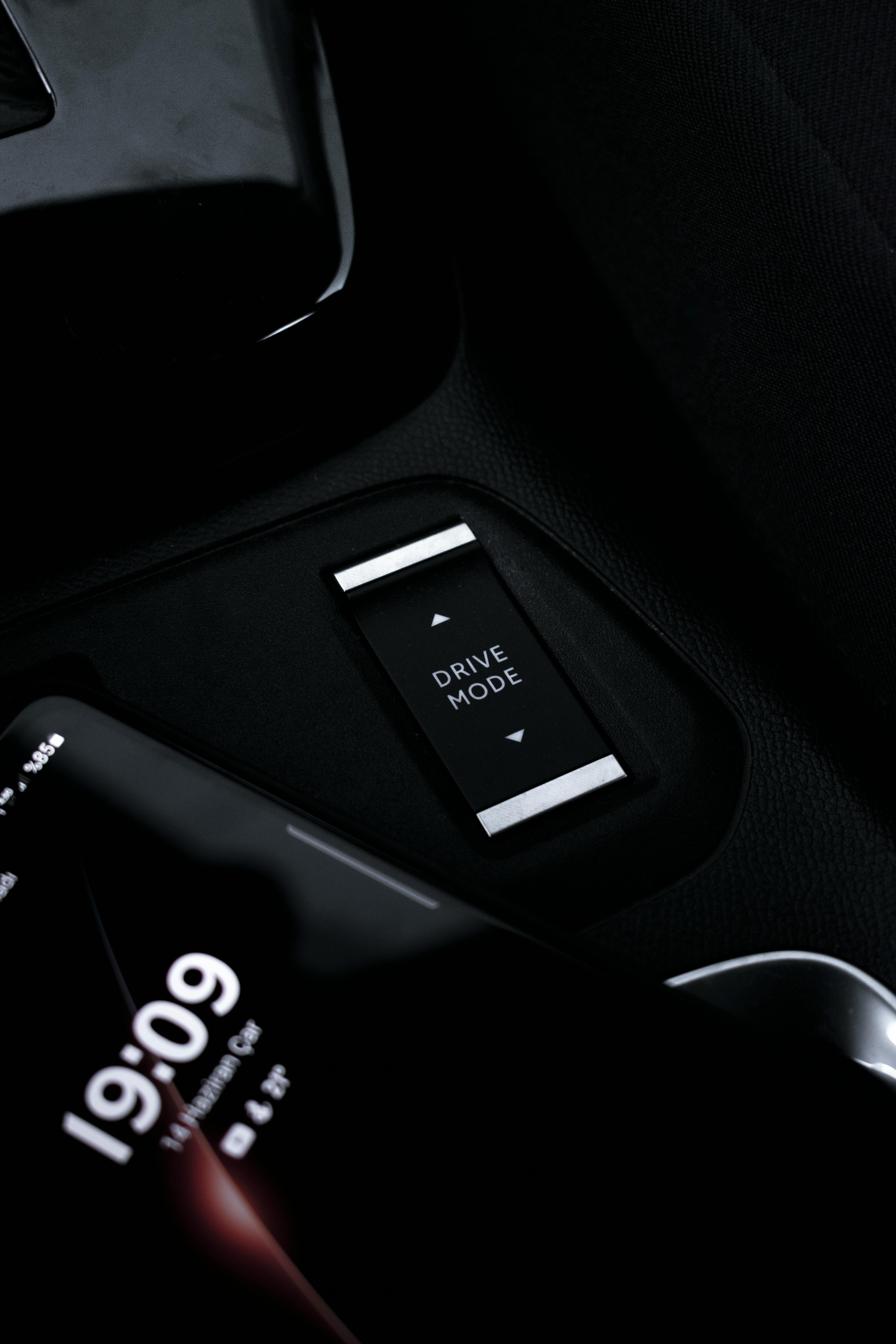 Drive Mode in Car · Free Stock Photo
