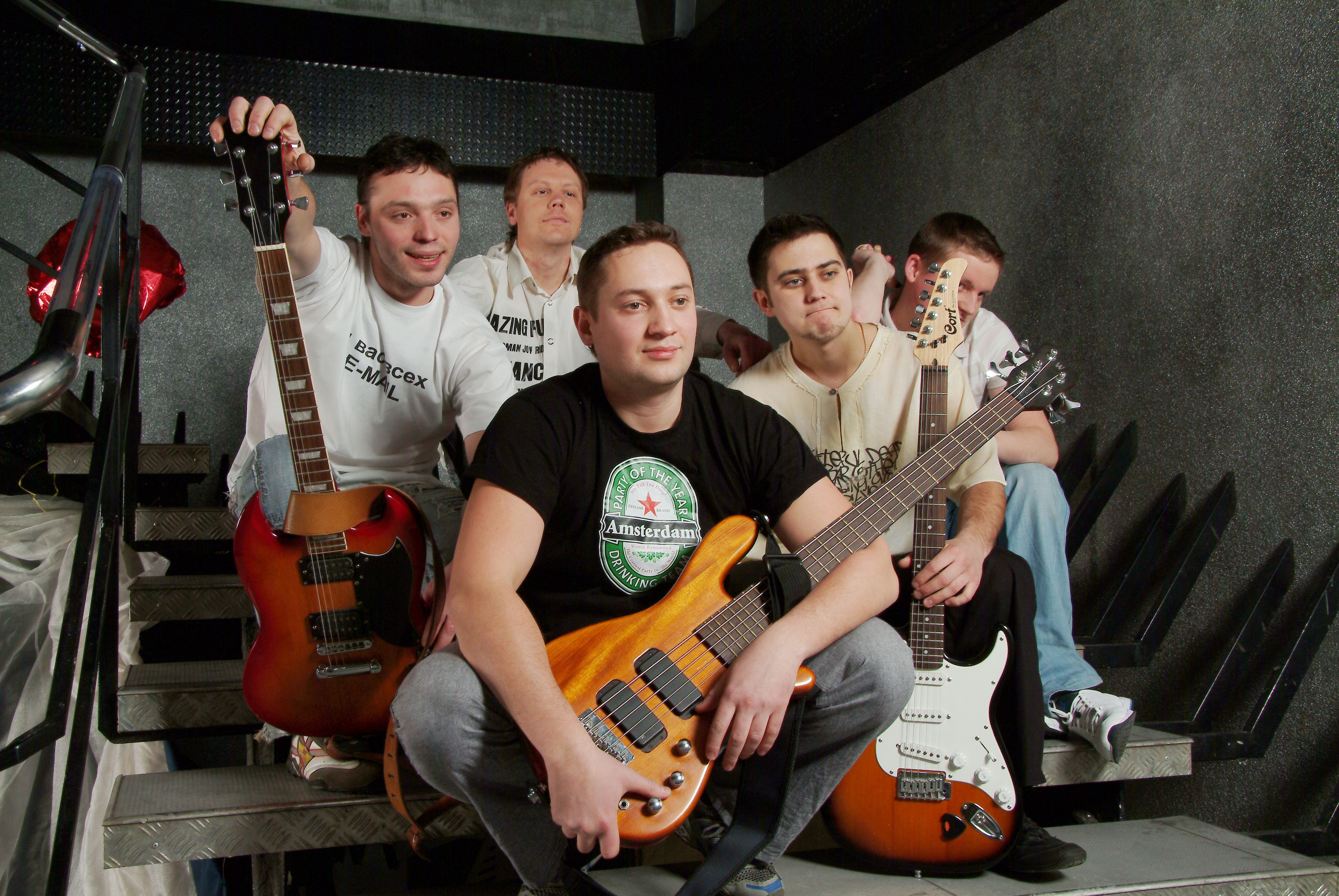 Foto de stock gratuita sobre artista, banda de rock, entre bastidores ...