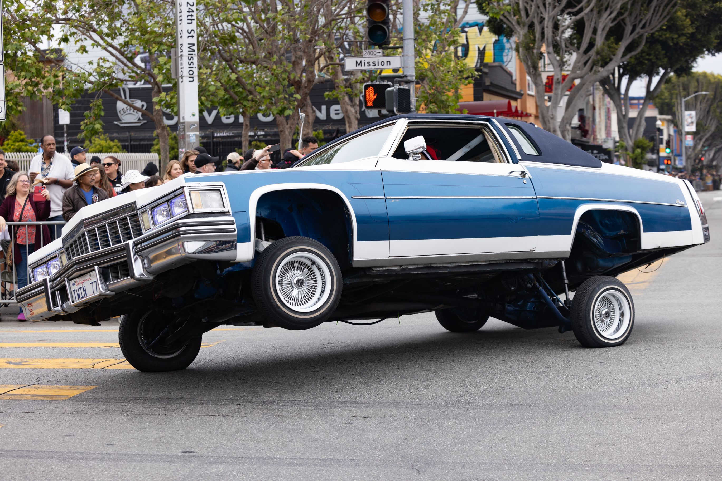 Muscle Car on 3 Wheel on Show on Street · Free Stock Photo