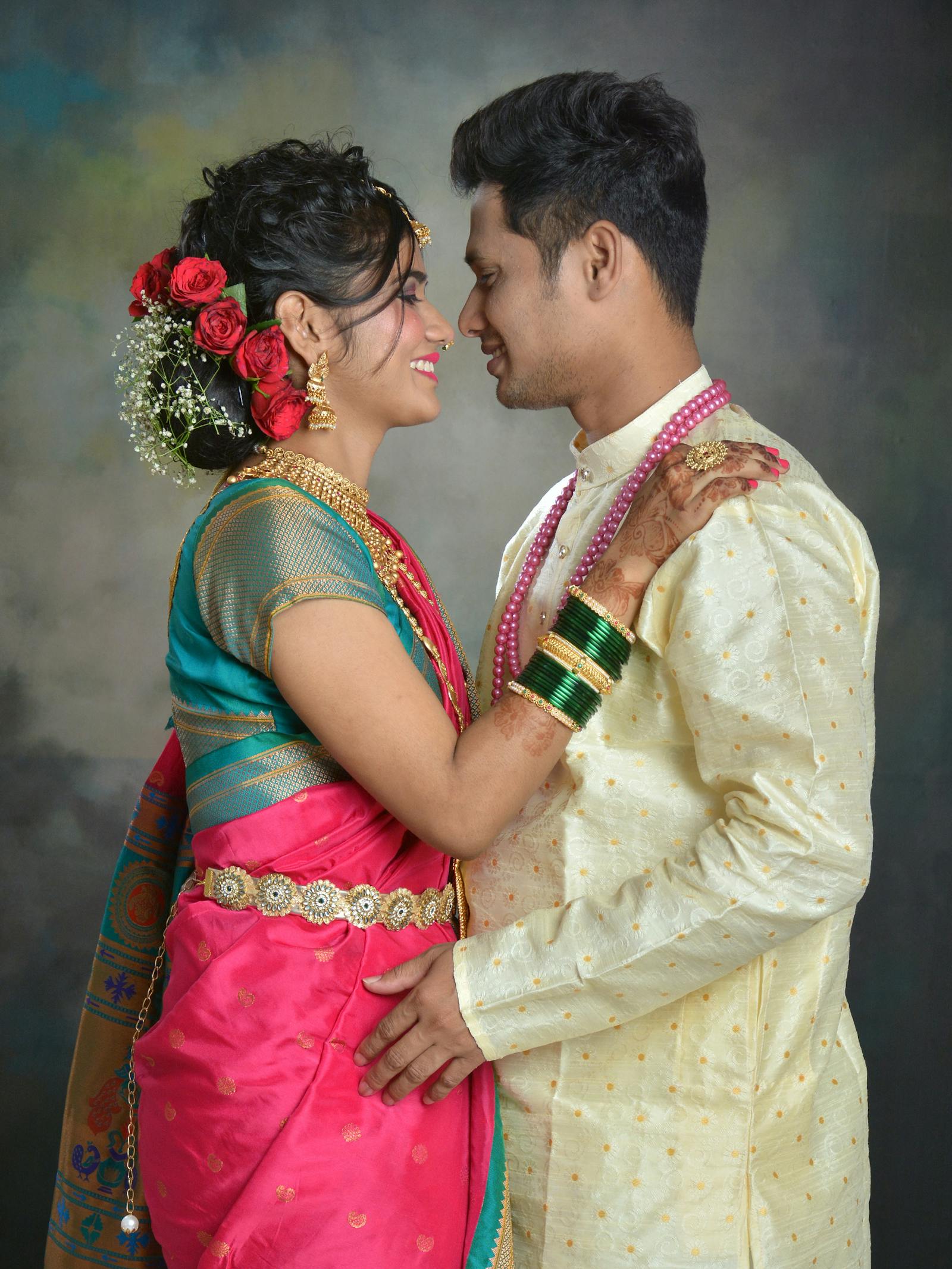 Indian Bride And Groom Photos, Download The BEST Free Indian Bride And ...