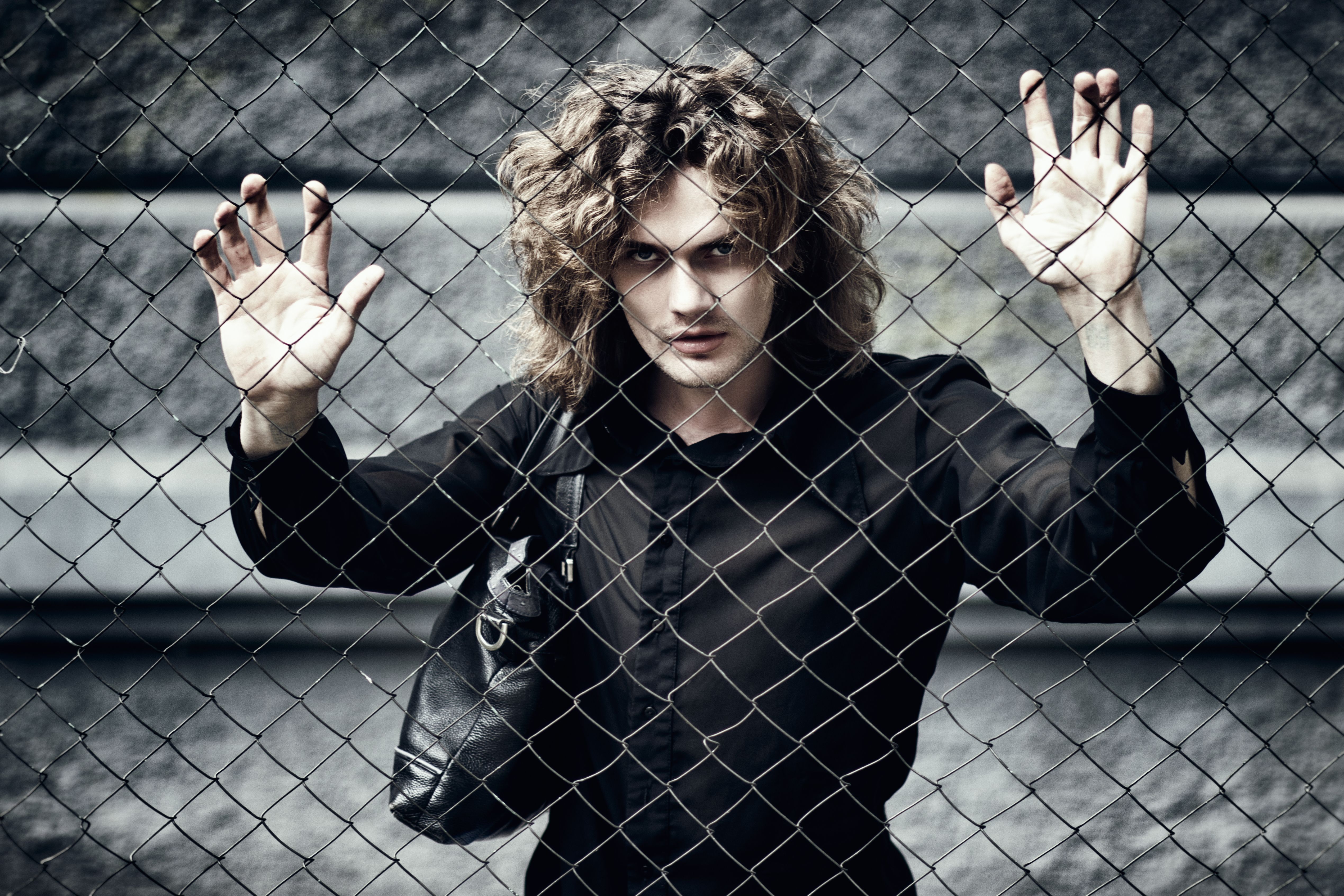 Behind the net · Free Stock Photo