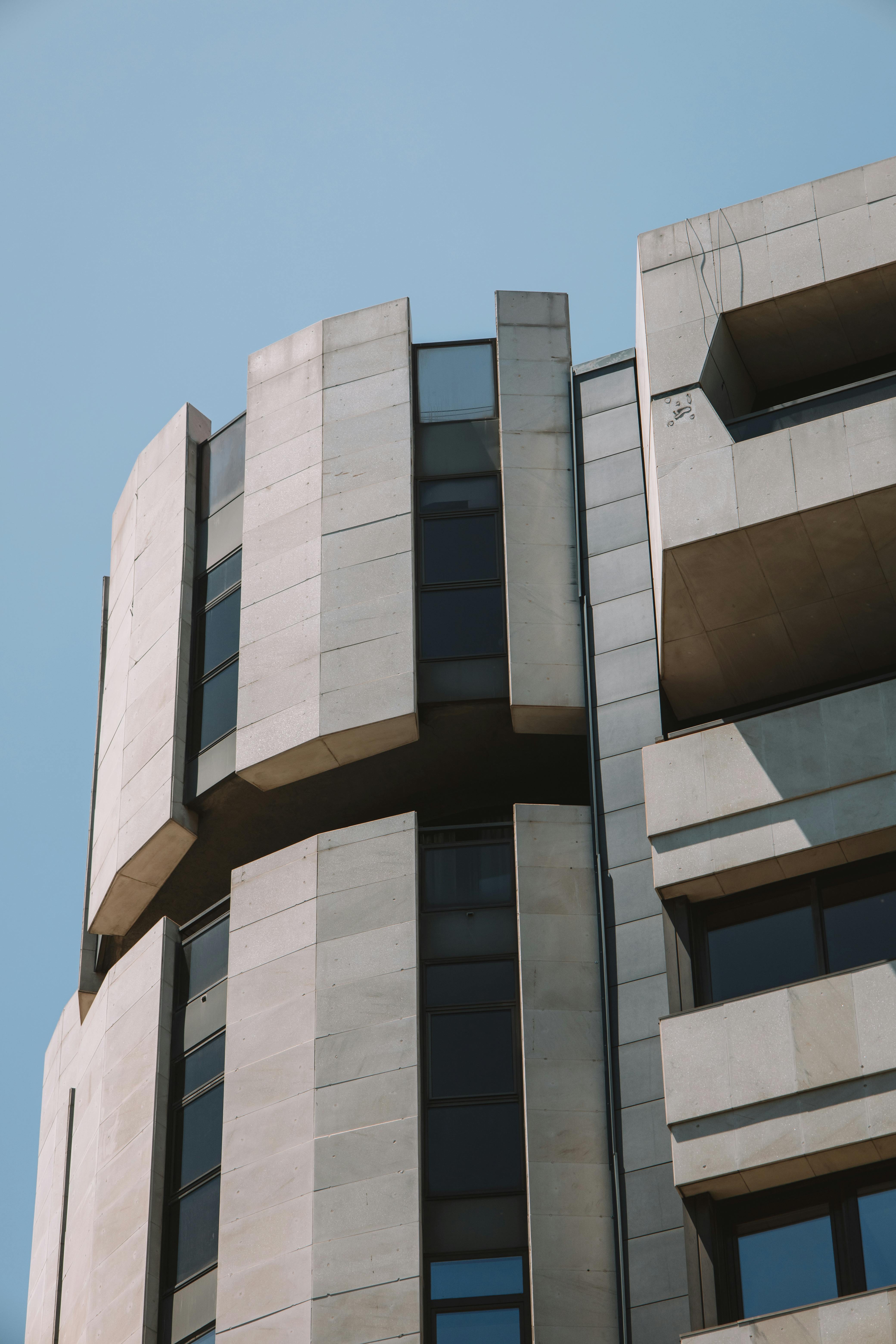 White 3-storey Building · Free Stock Photo