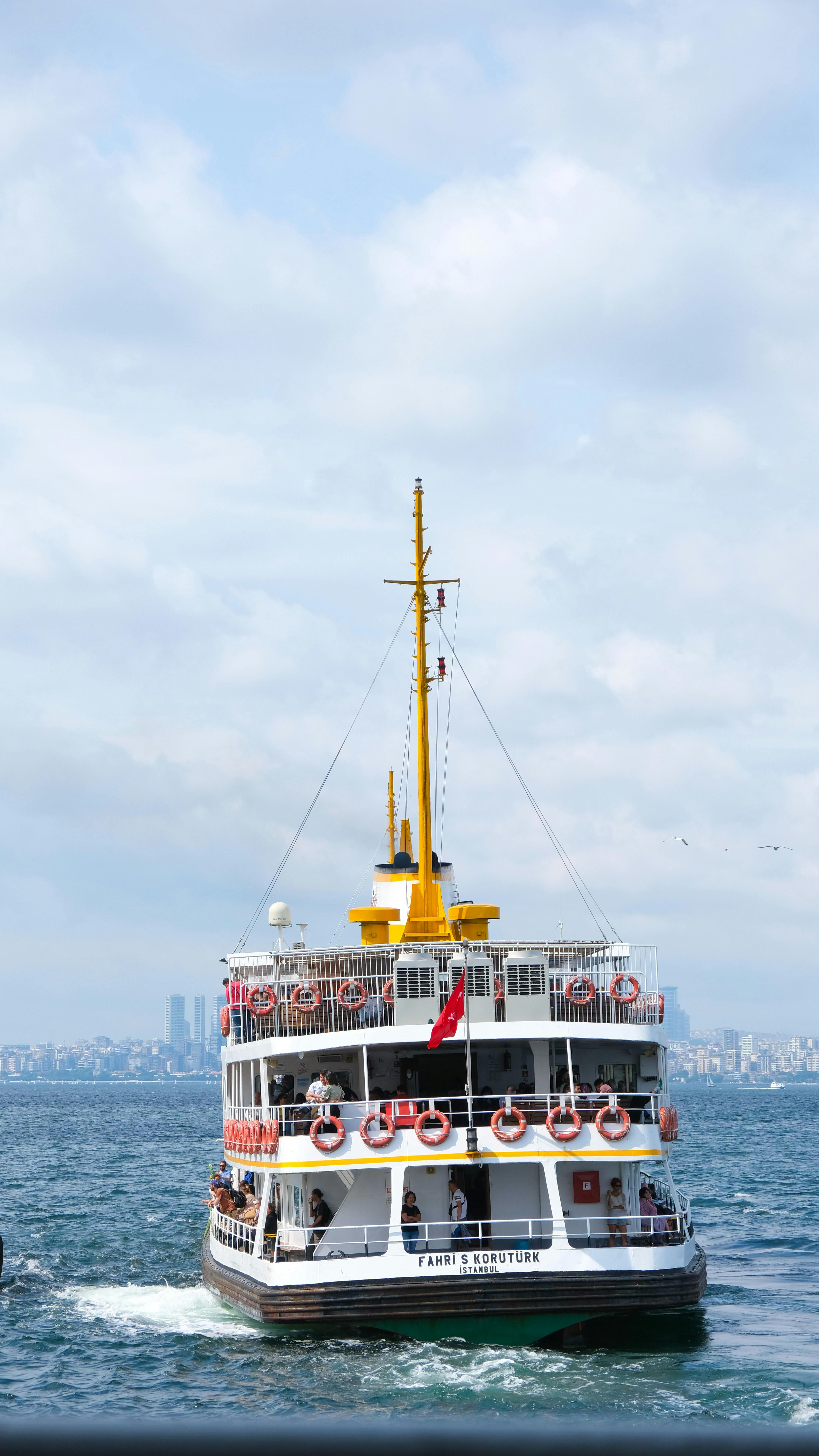 Ferry Sailing in Istanbul · Free Stock Photo