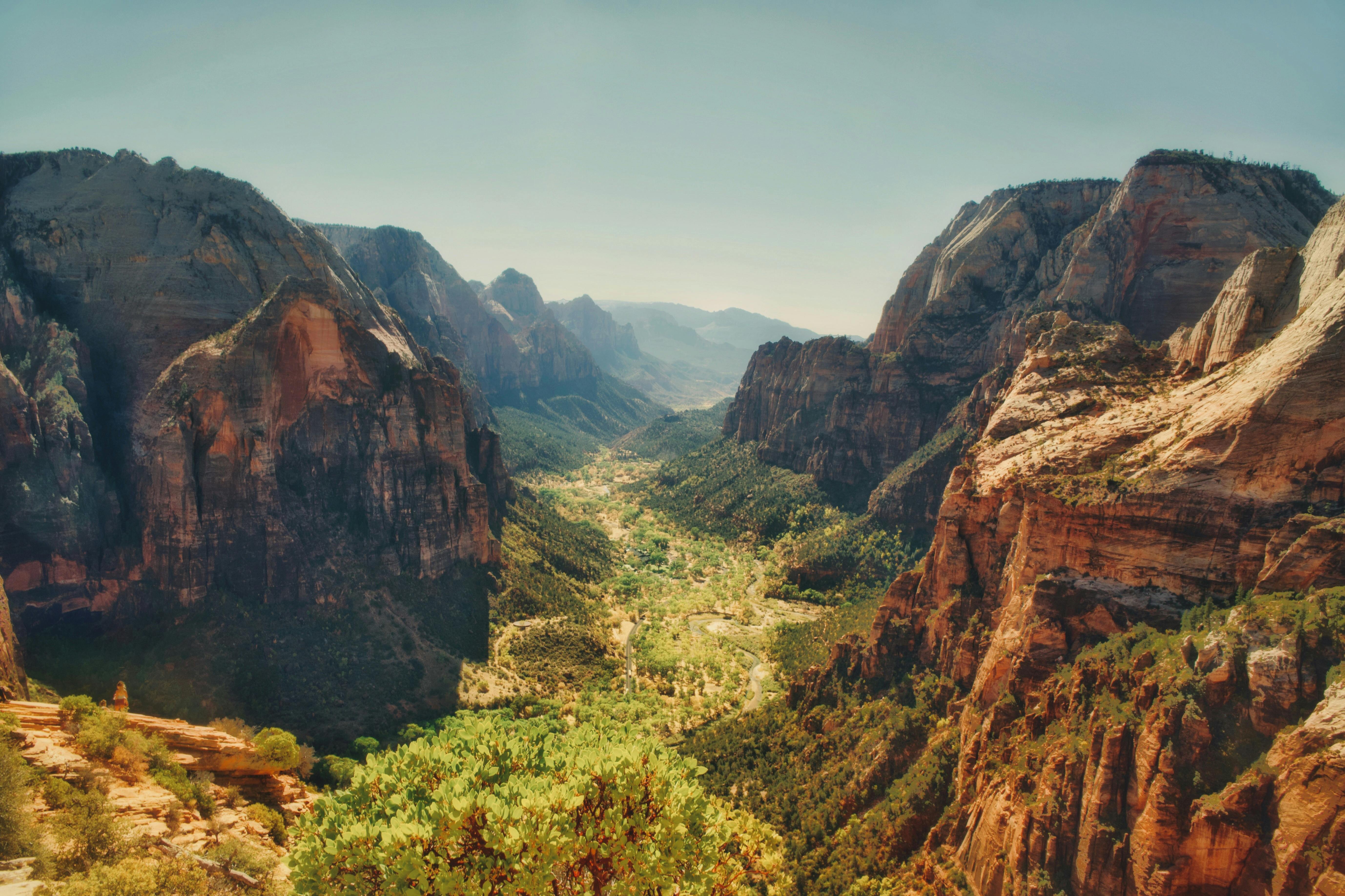 Scenic View of a Valley · Free Stock Photo