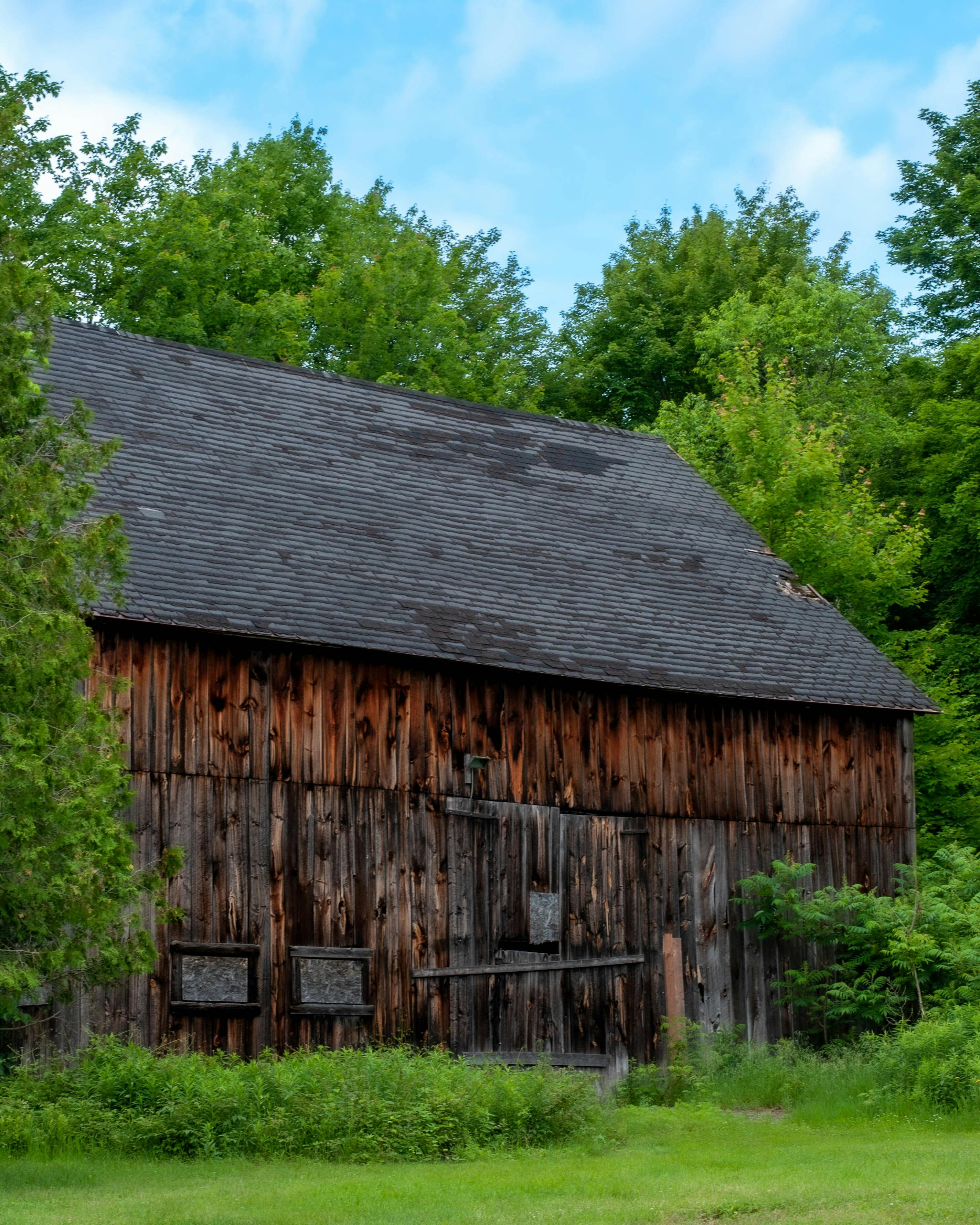 Rustic Wooden Building · Free Stock Photo