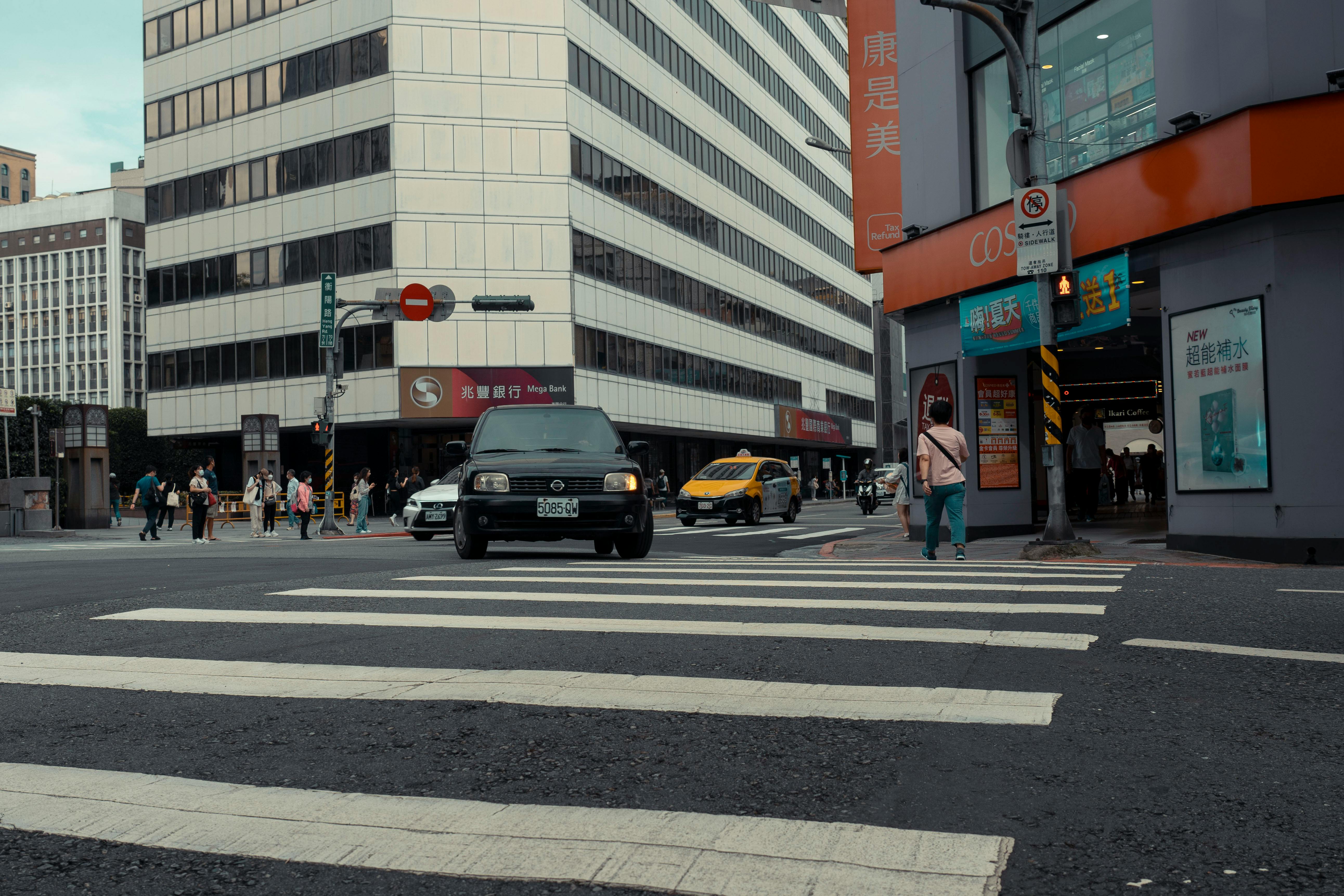 Foto stok gratis tentang @ luar, angkutan, area komersial, arsitektur ...