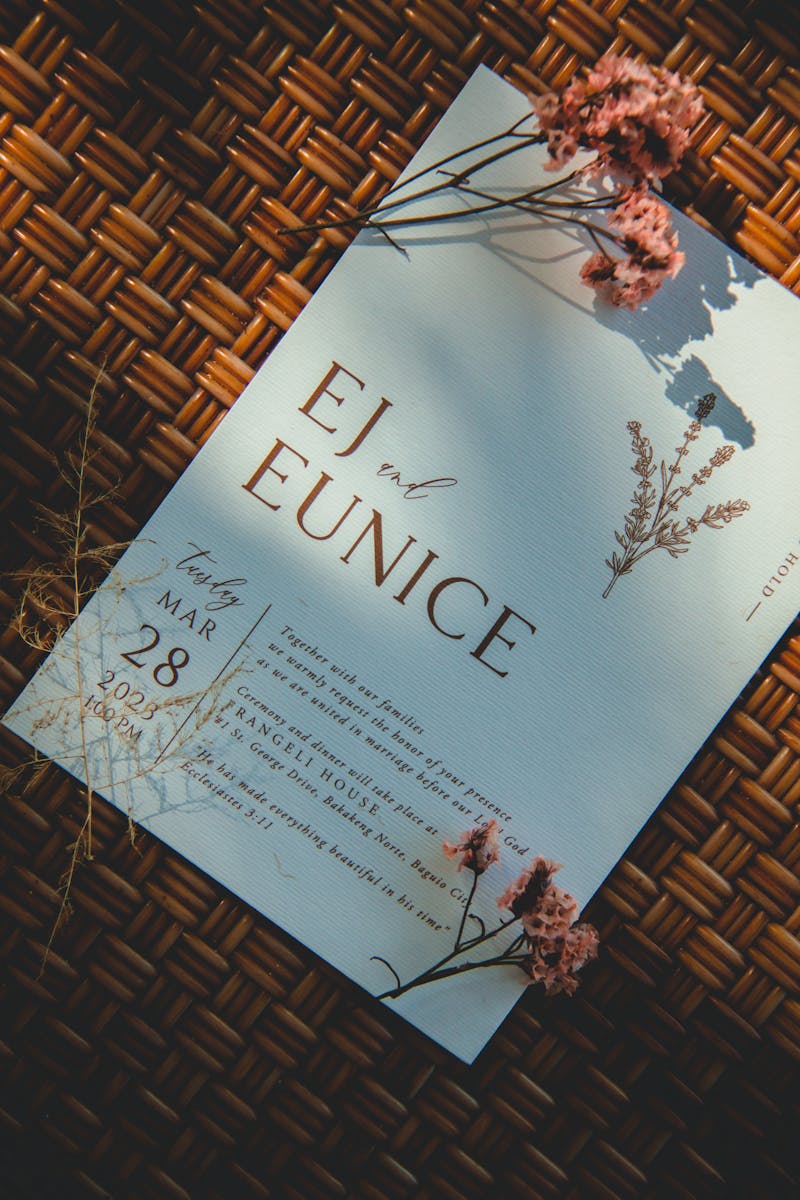 Wedding Card Photos, Download The BEST Free Wedding Card Stock Photos ...