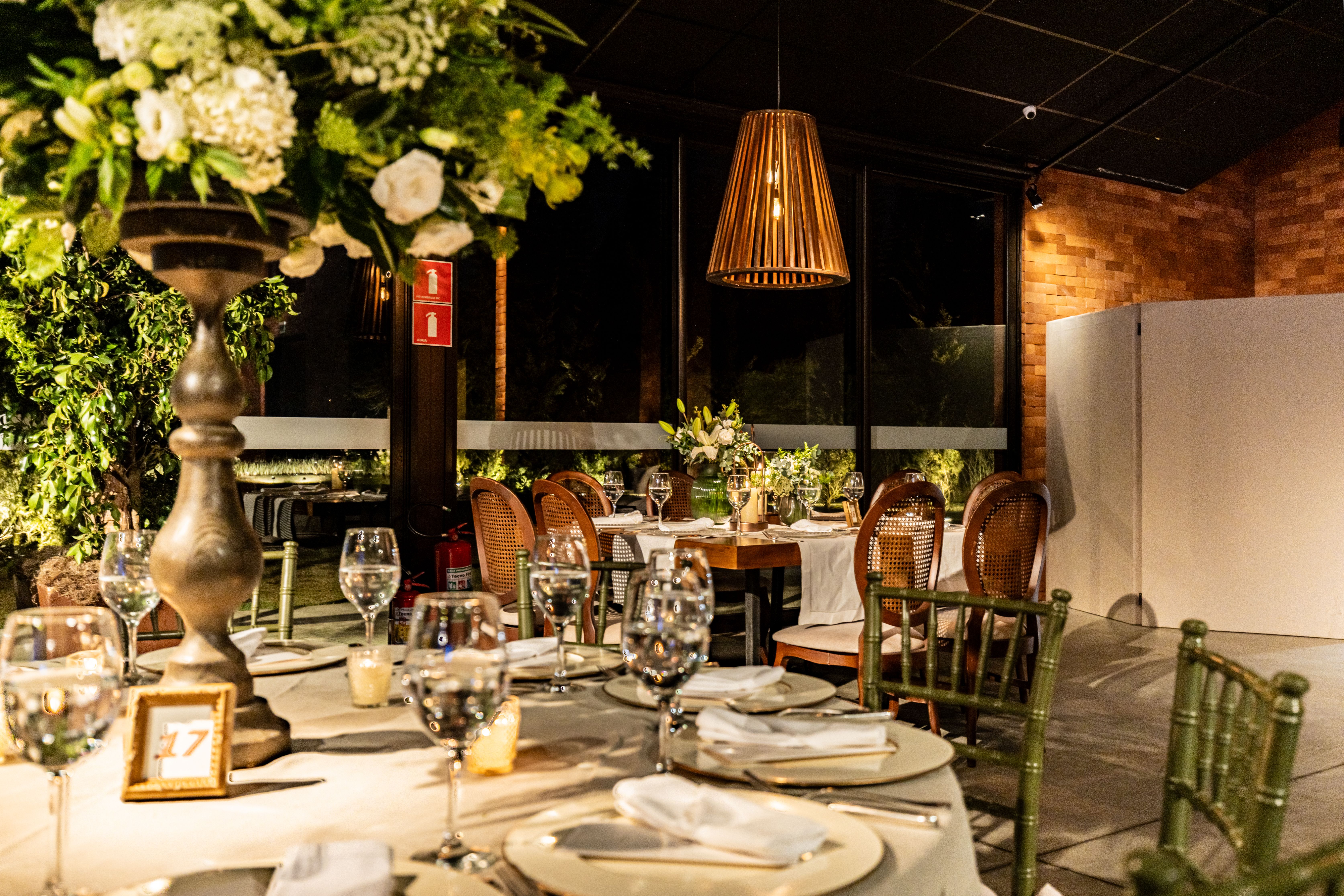 Empty Place Settings in a Restaurant · Free Stock Photo