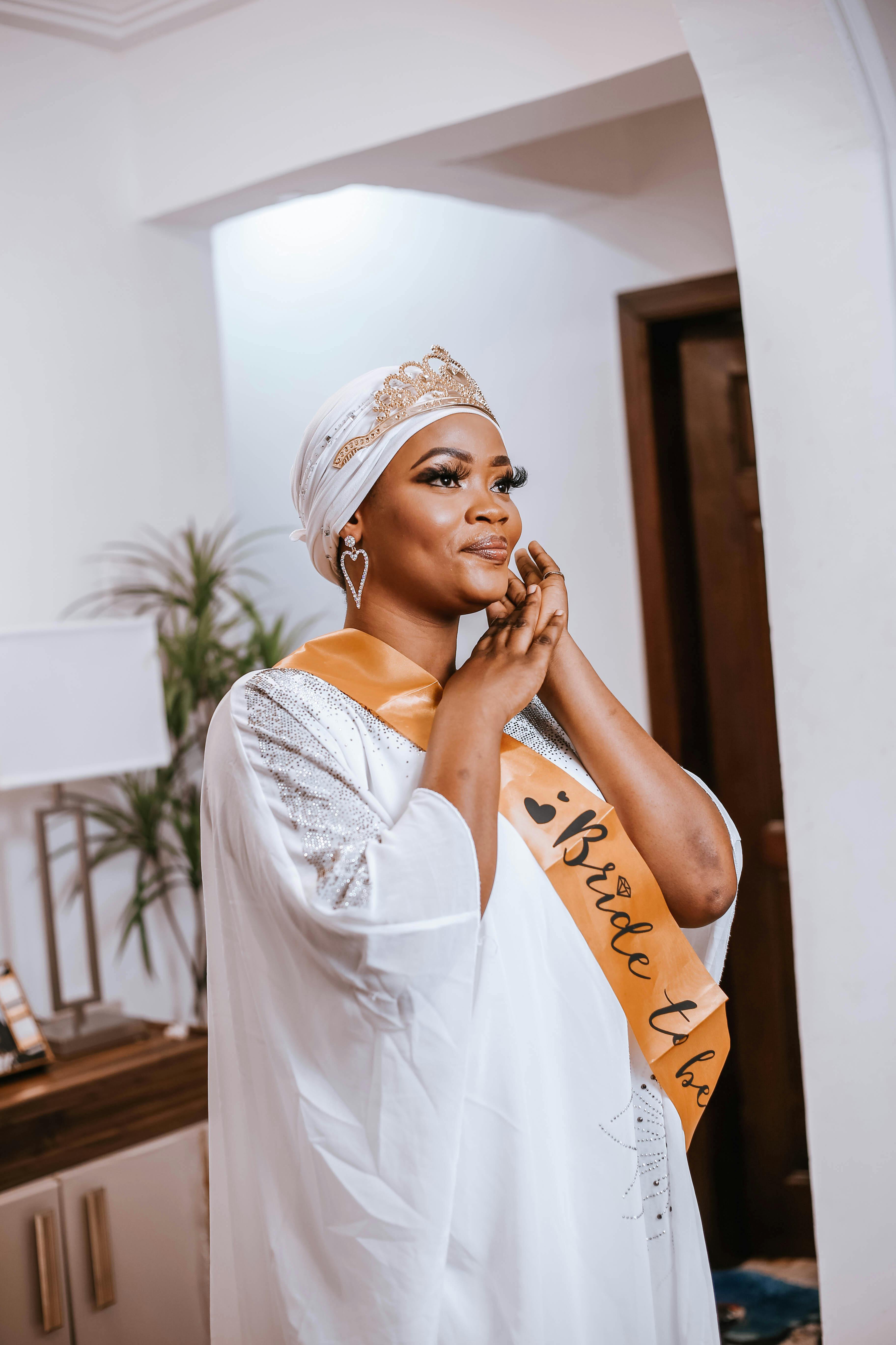 Bride Preparing for the Wedding · Free Stock Photo