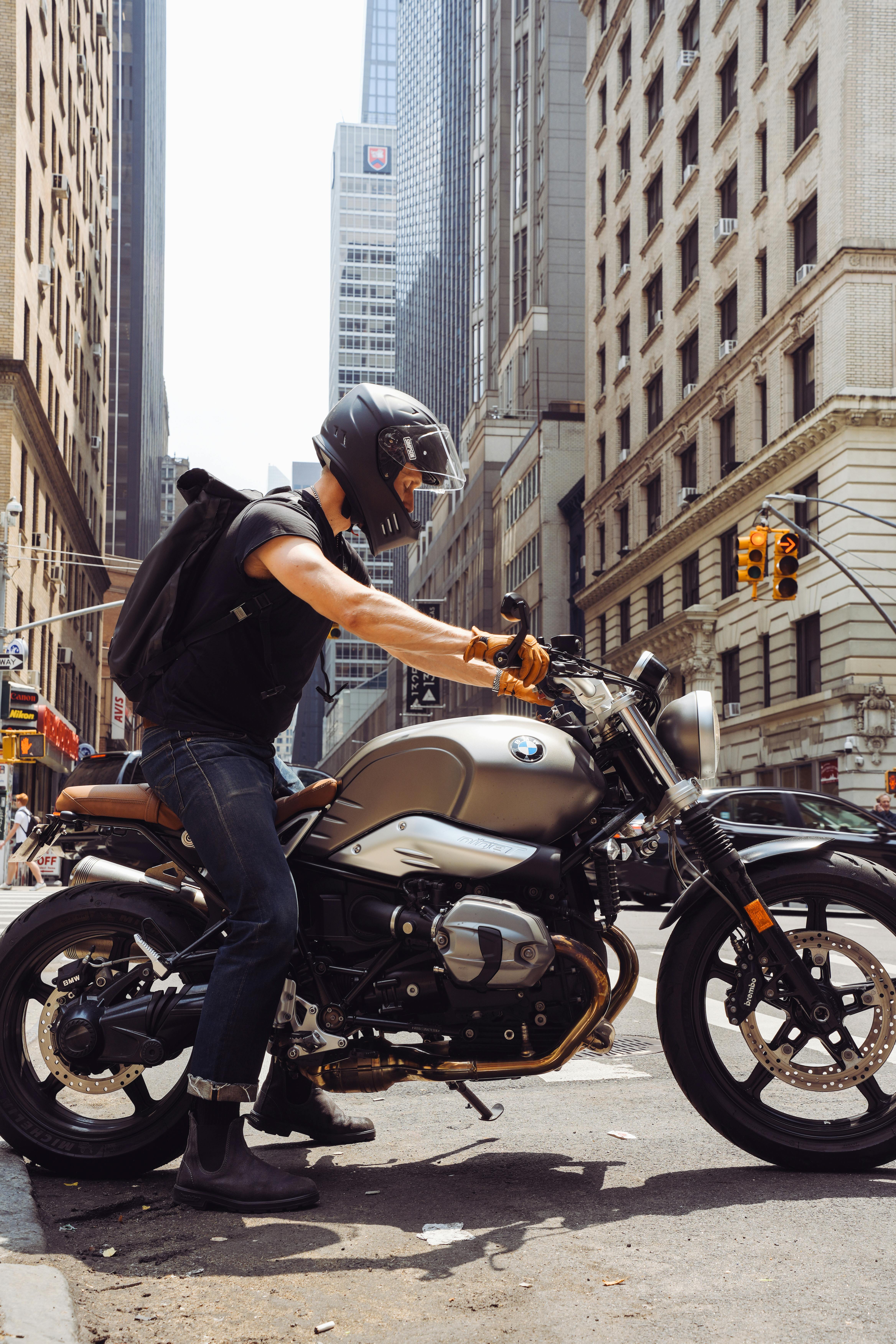 Car Without Wheels Photos, Download The BEST Free Car Without Wheels ...