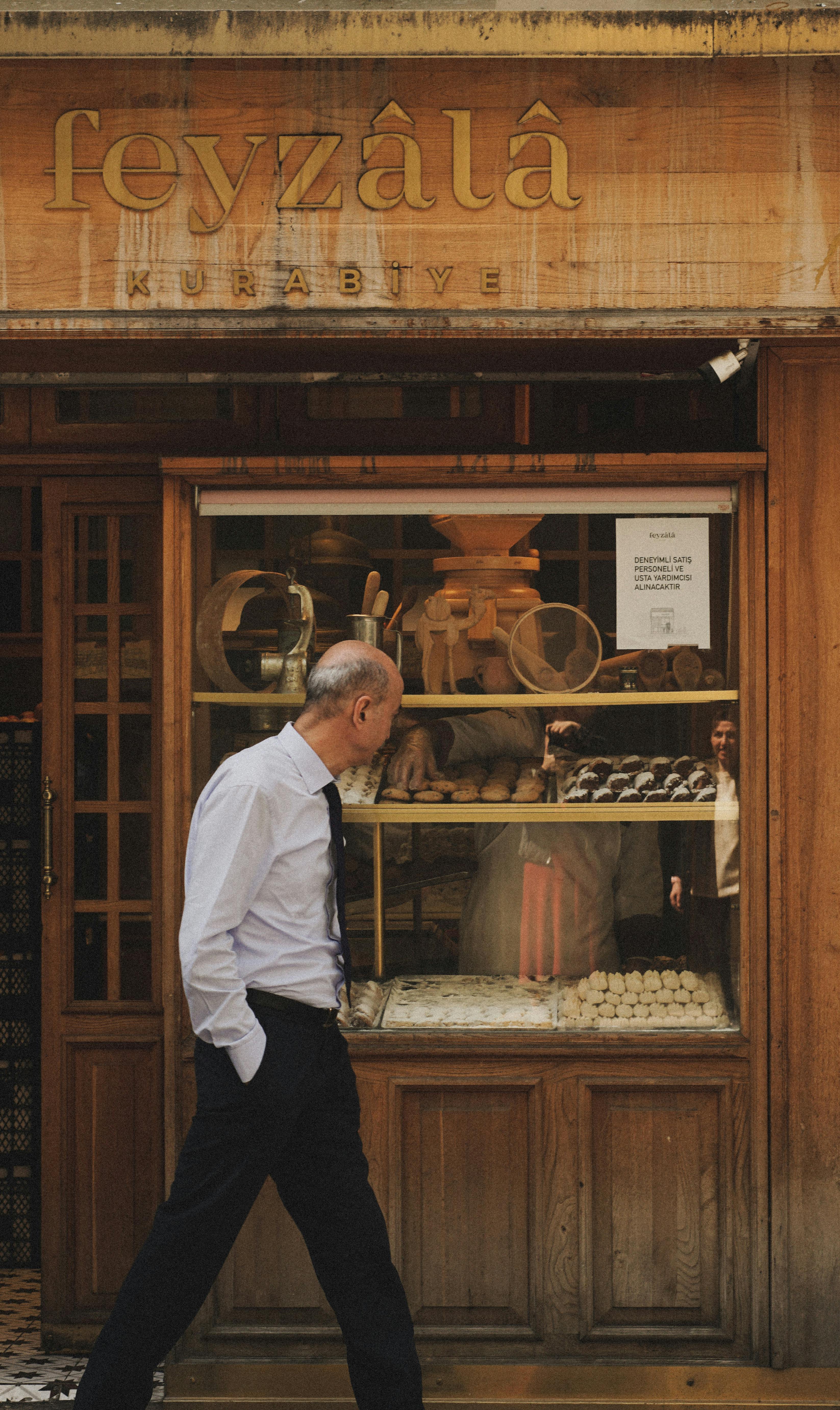 Cake Shop Storefront Photos, Download The BEST Free Cake Shop ...