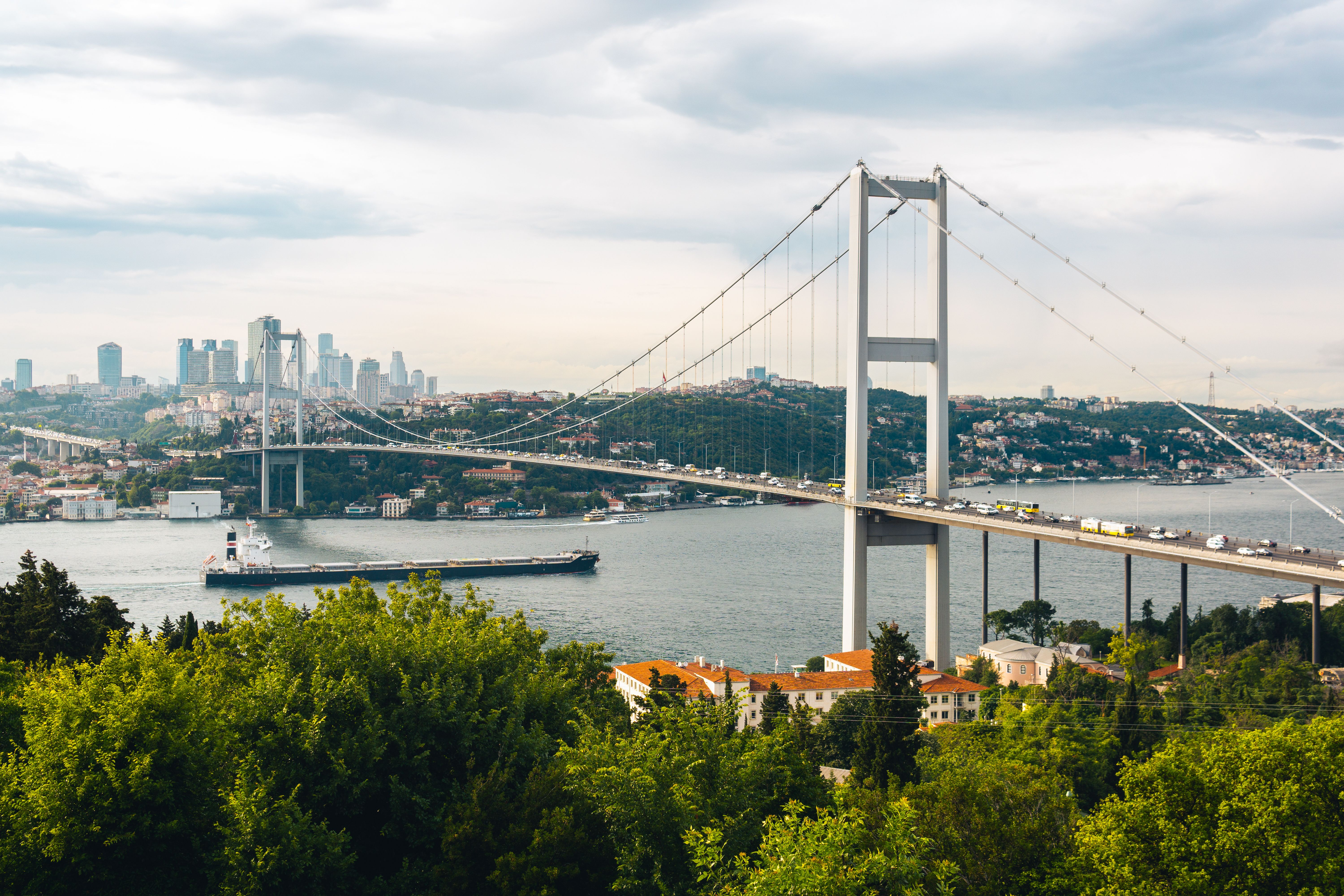 Bridge and City · Free Stock Photo