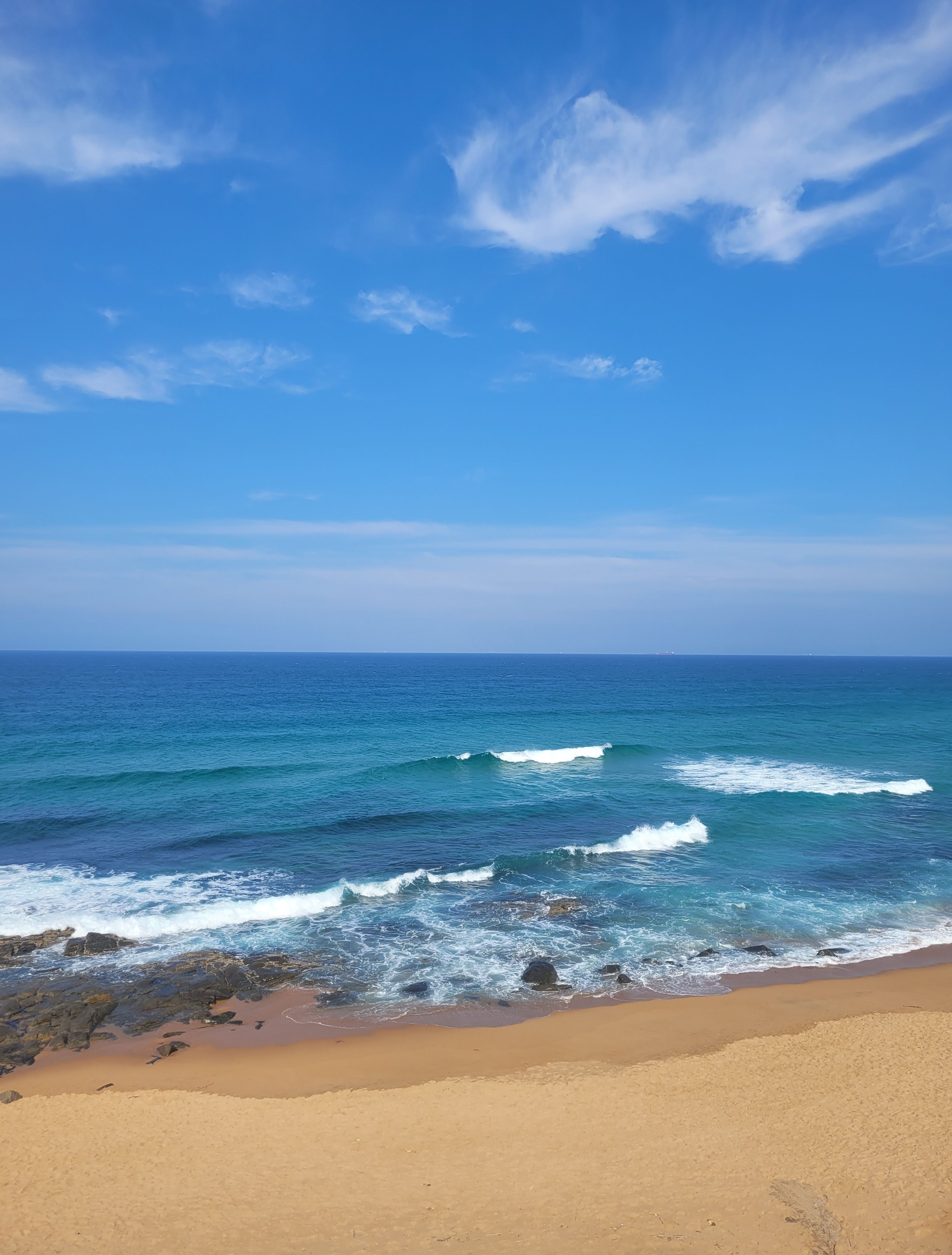 Wave on Sea Shore · Free Stock Photo