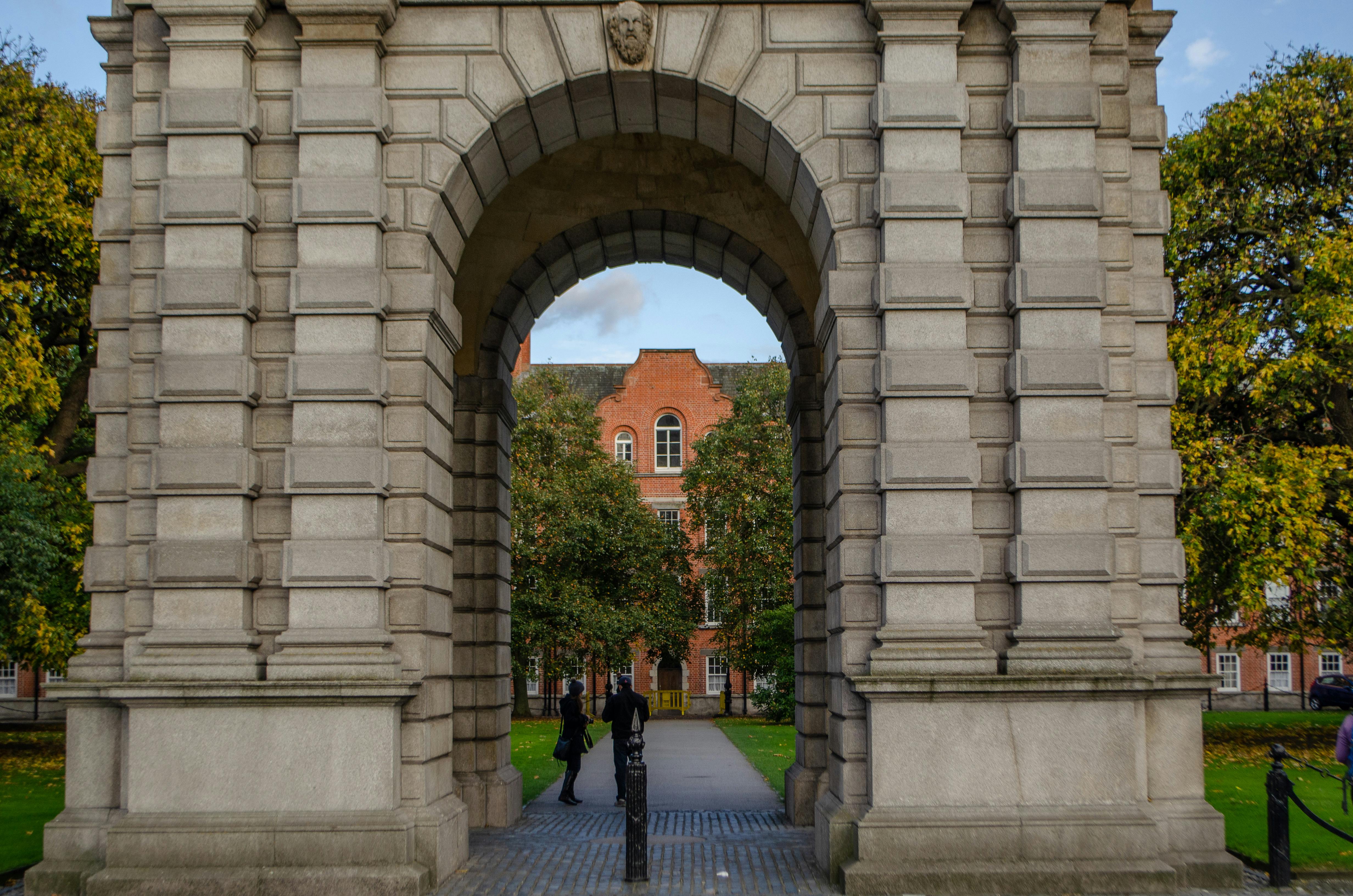 View of an Arch at Trinity College, Dublin · Free Stock Photo