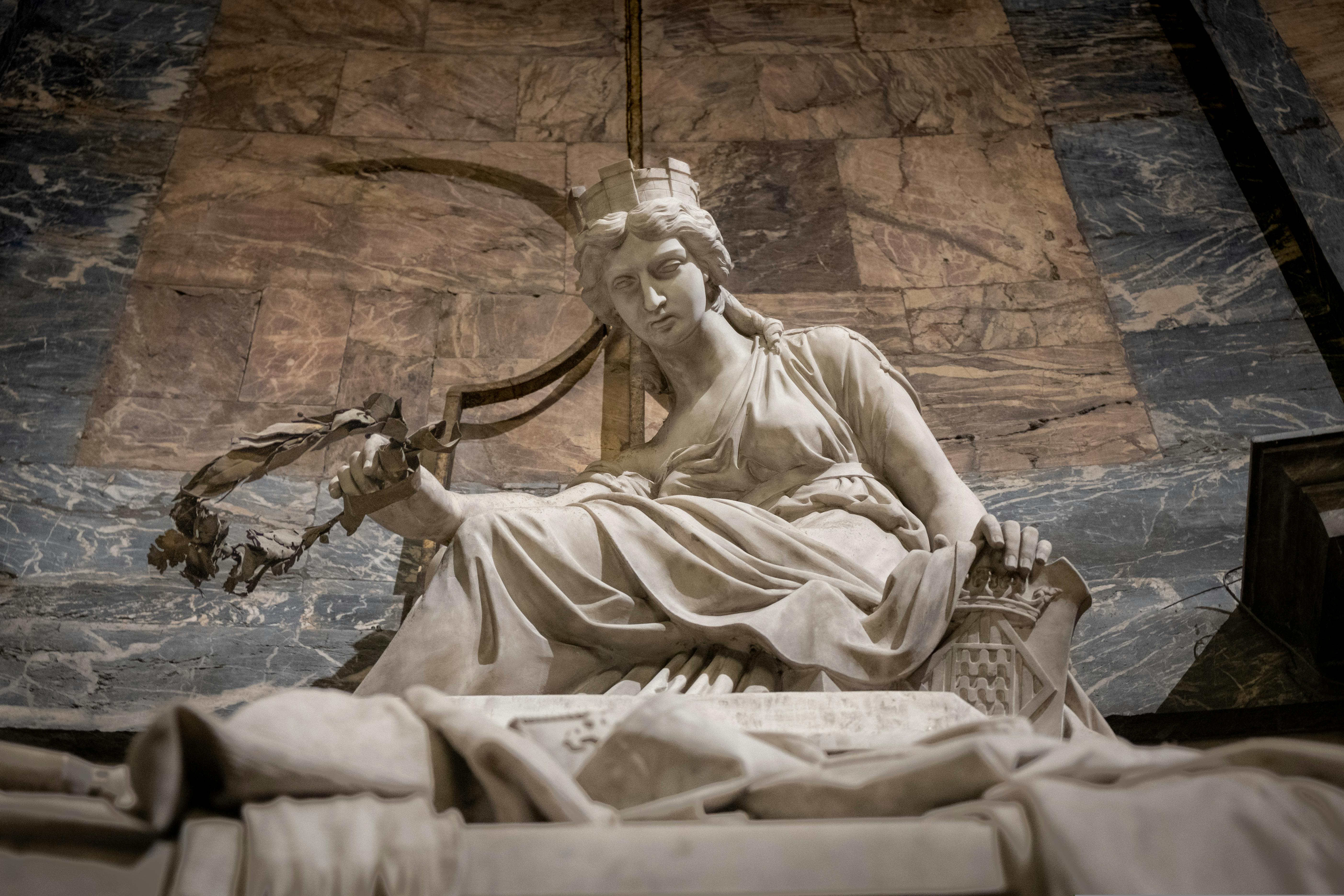 A Sculpture in Museum · Free Stock Photo