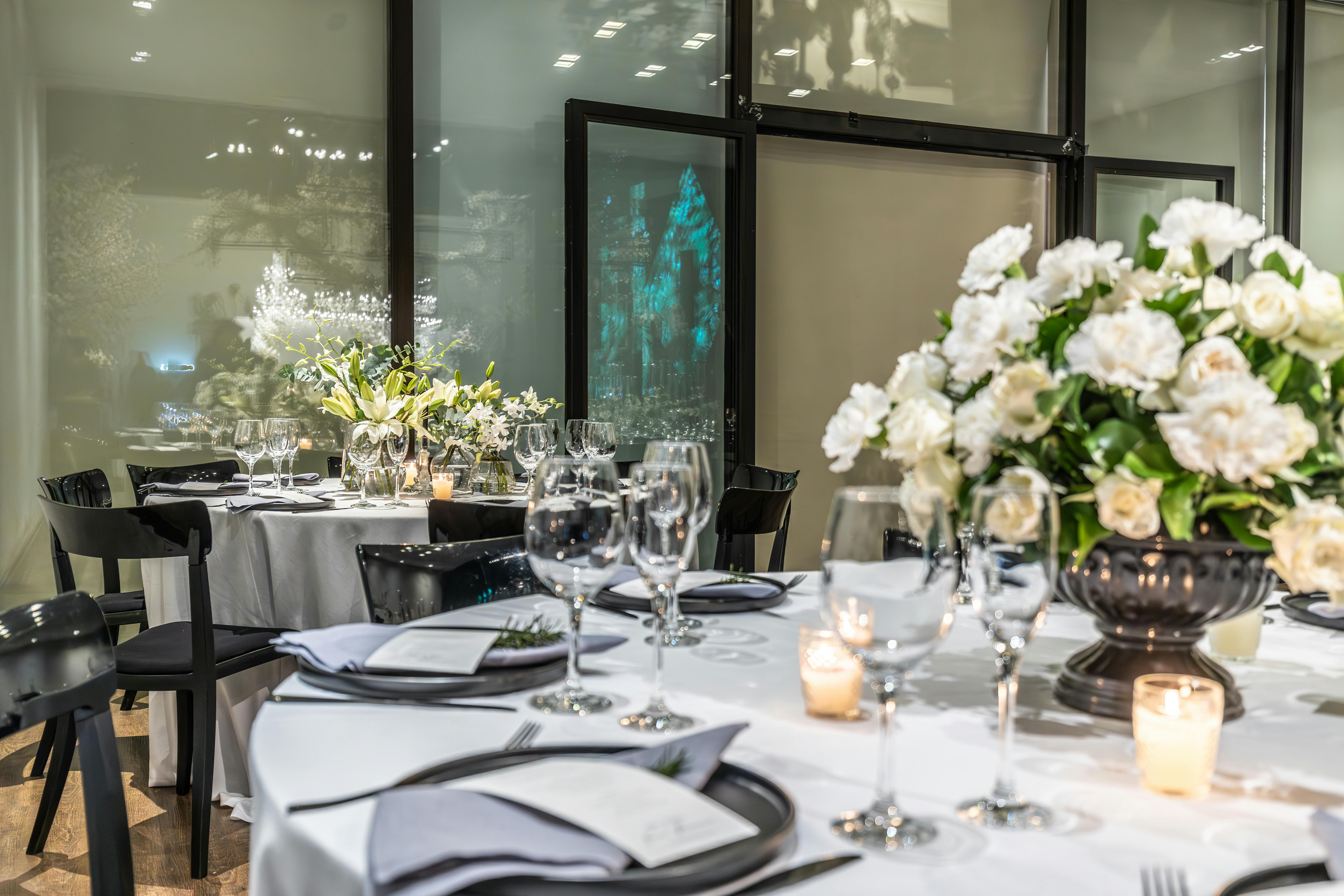 Elegant Design of a Banquet · Free Stock Photo