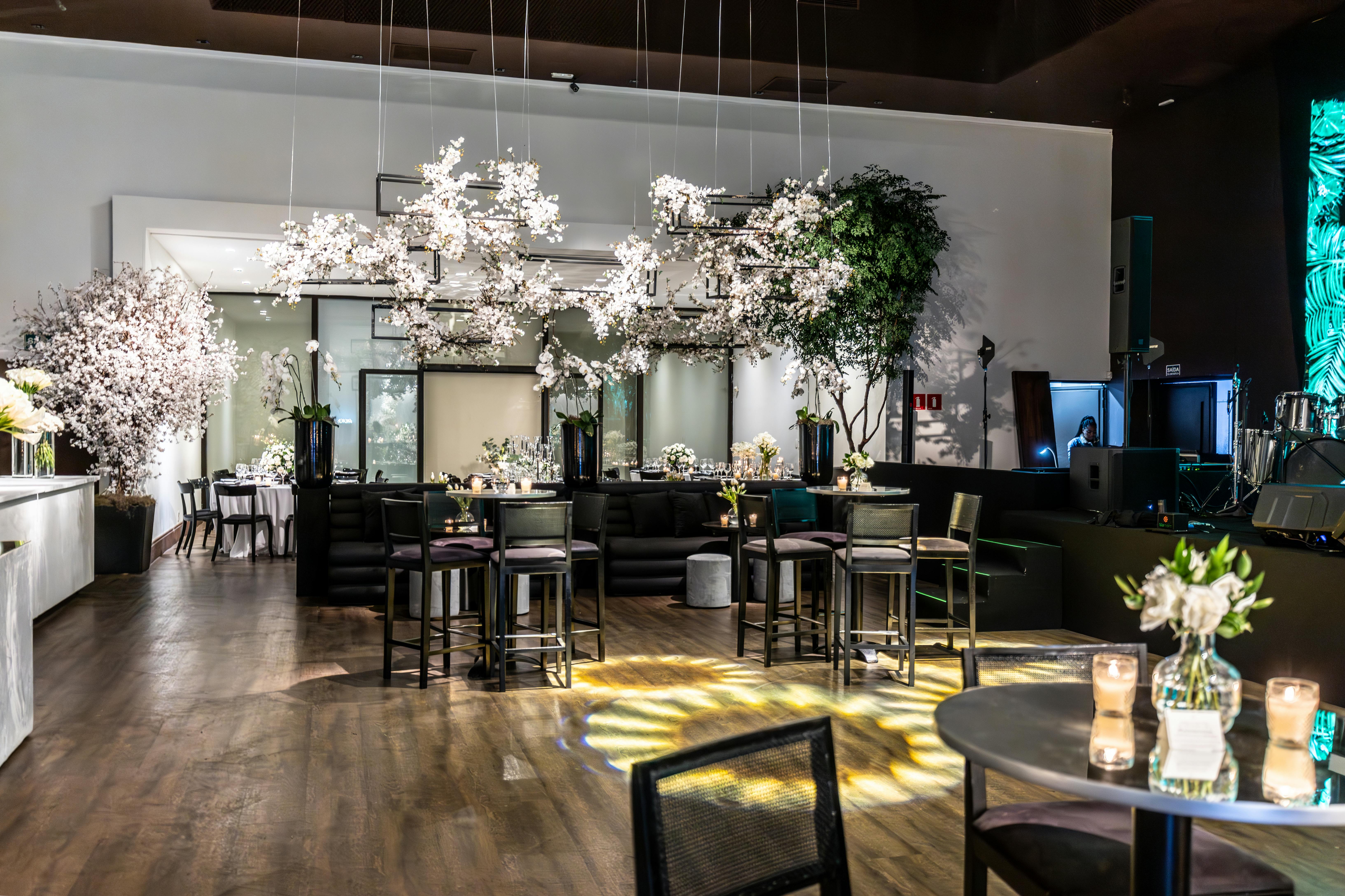 Tables and Chairs in the Event Hall · Free Stock Photo