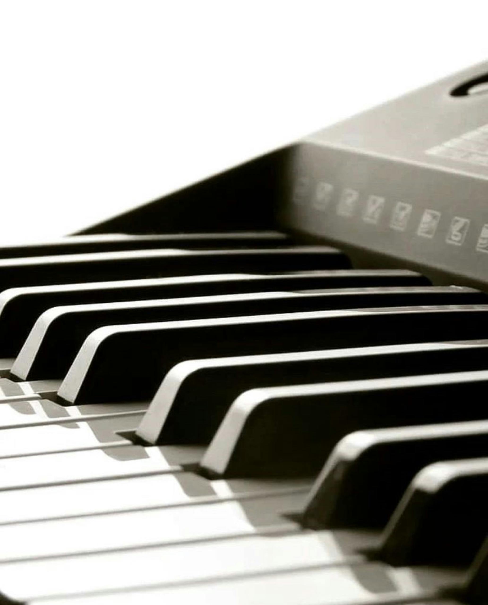 Apple Magic Keyboard · Free Stock Photo