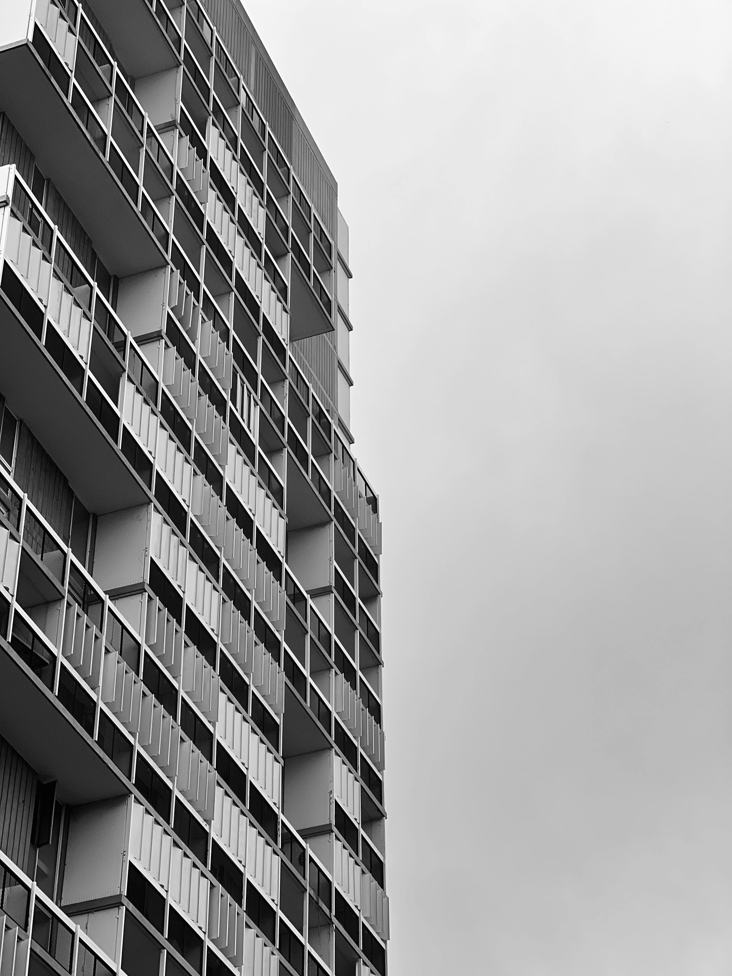 Geometric Facade of Residential Skyscraper · Free Stock Photo