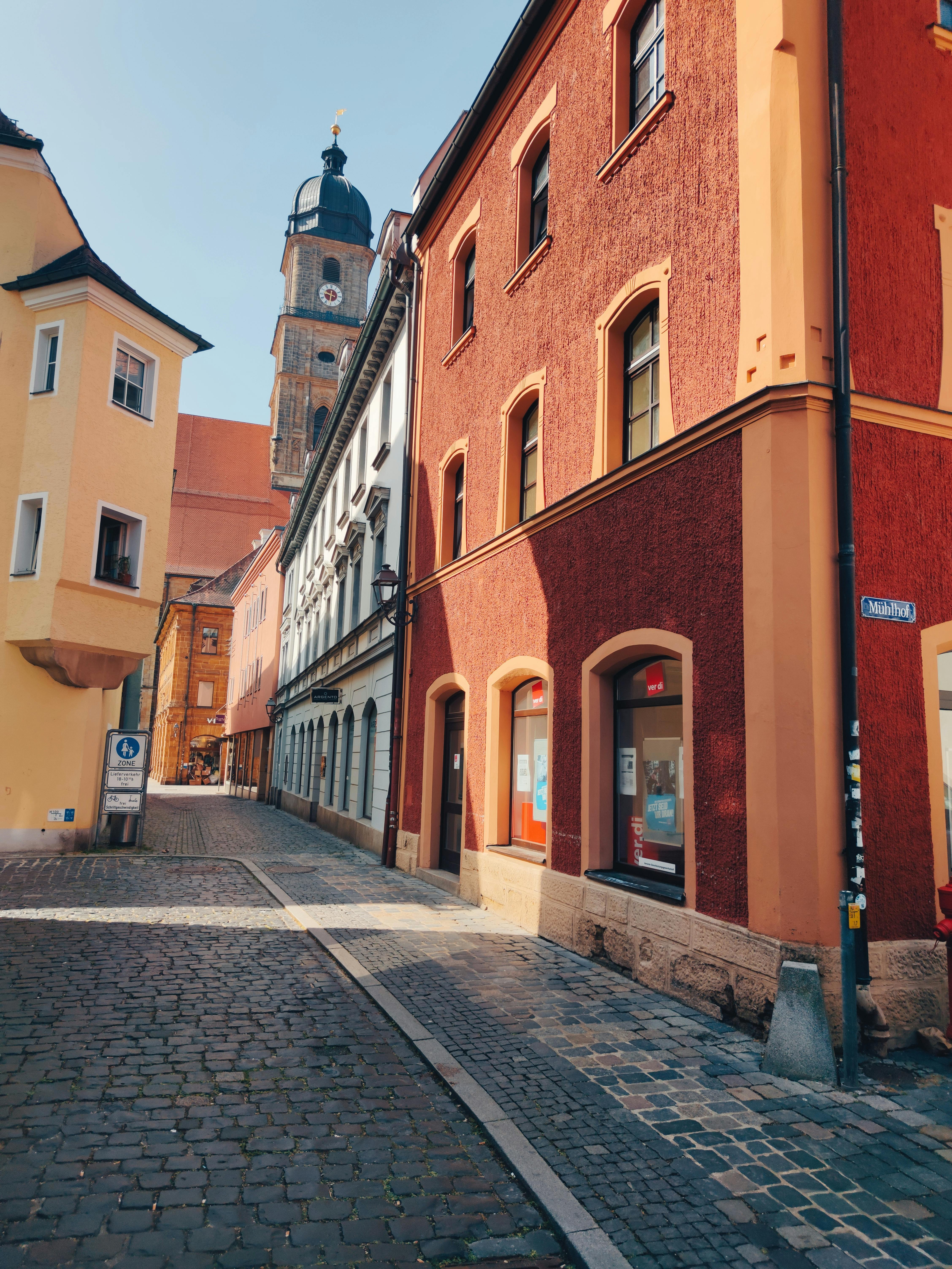 Pathway Between Houses · Free Stock Photo