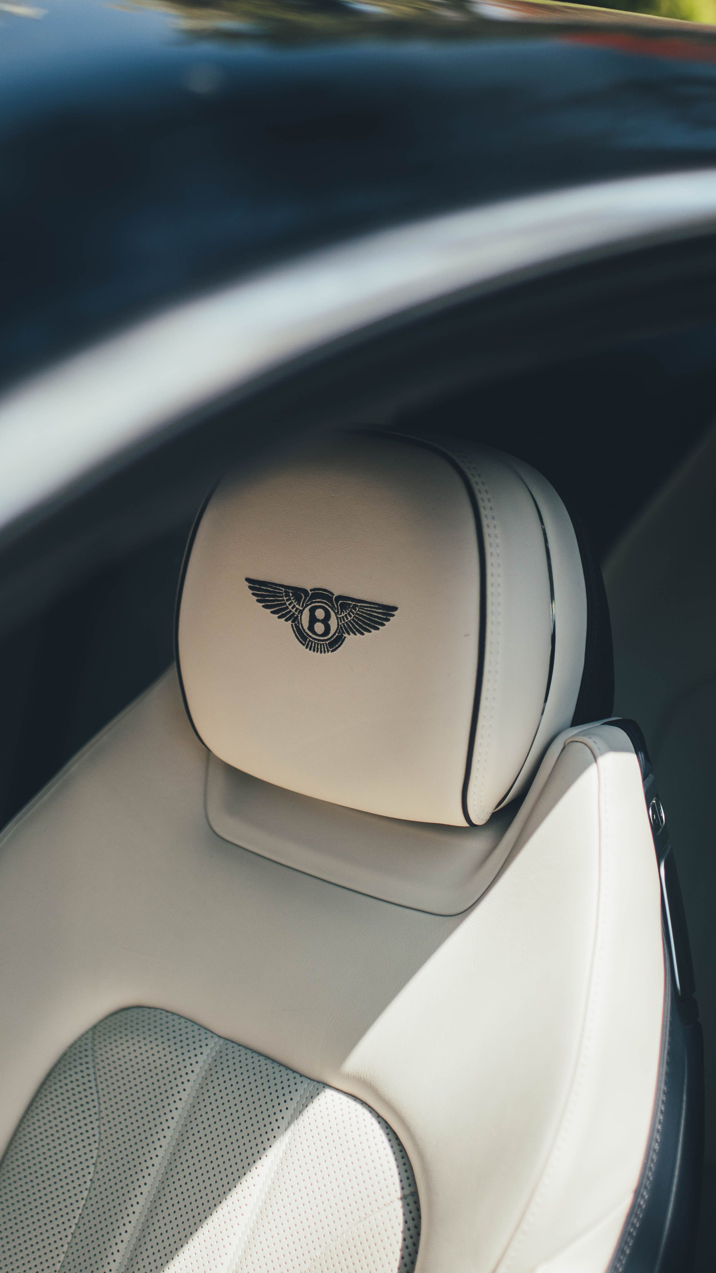 Bentley Details · Free Stock Photo