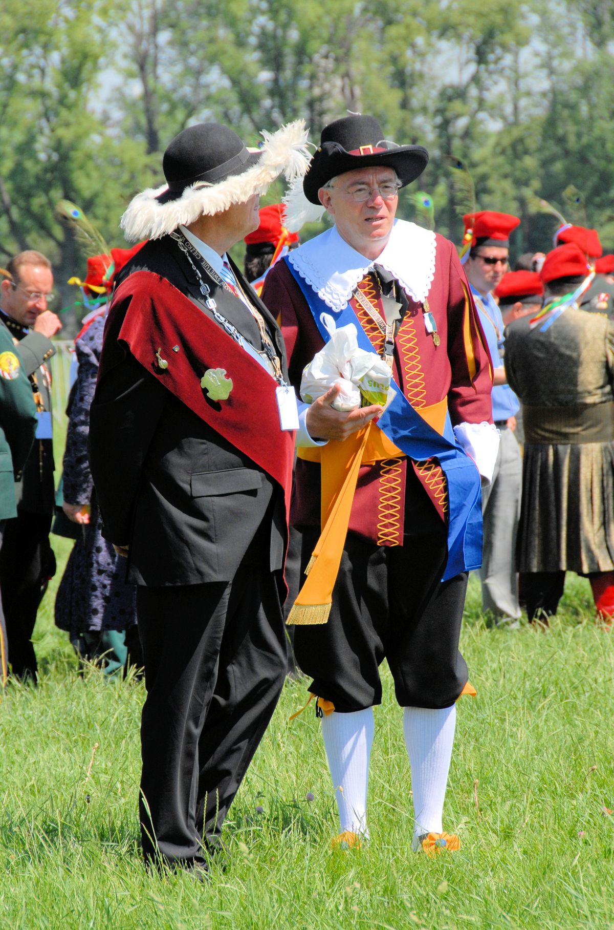 People In Historic Costumes Photos, Download The BEST Free People In ...