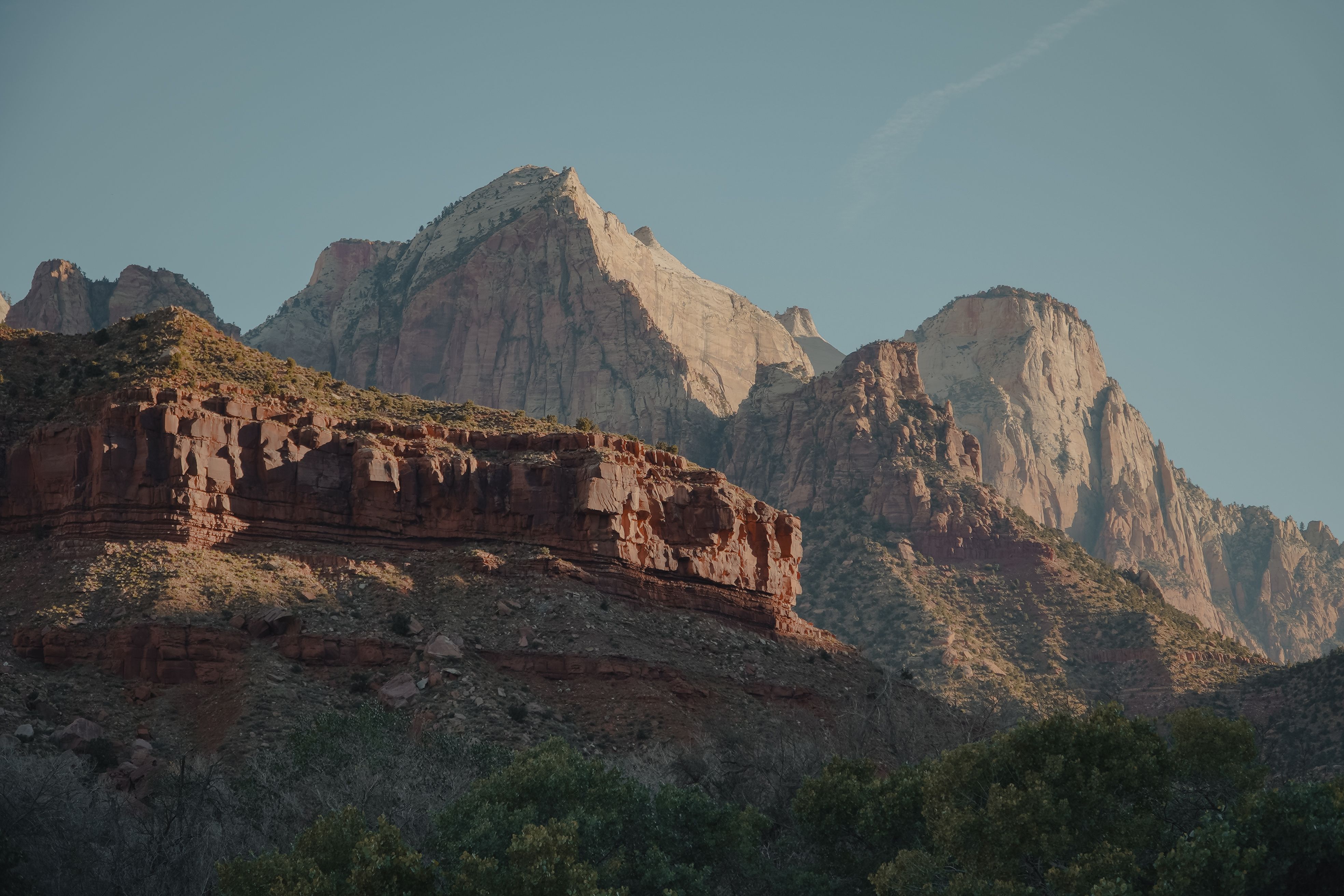 Barren, Arid Rocks in Mountains in USA · Free Stock Photo