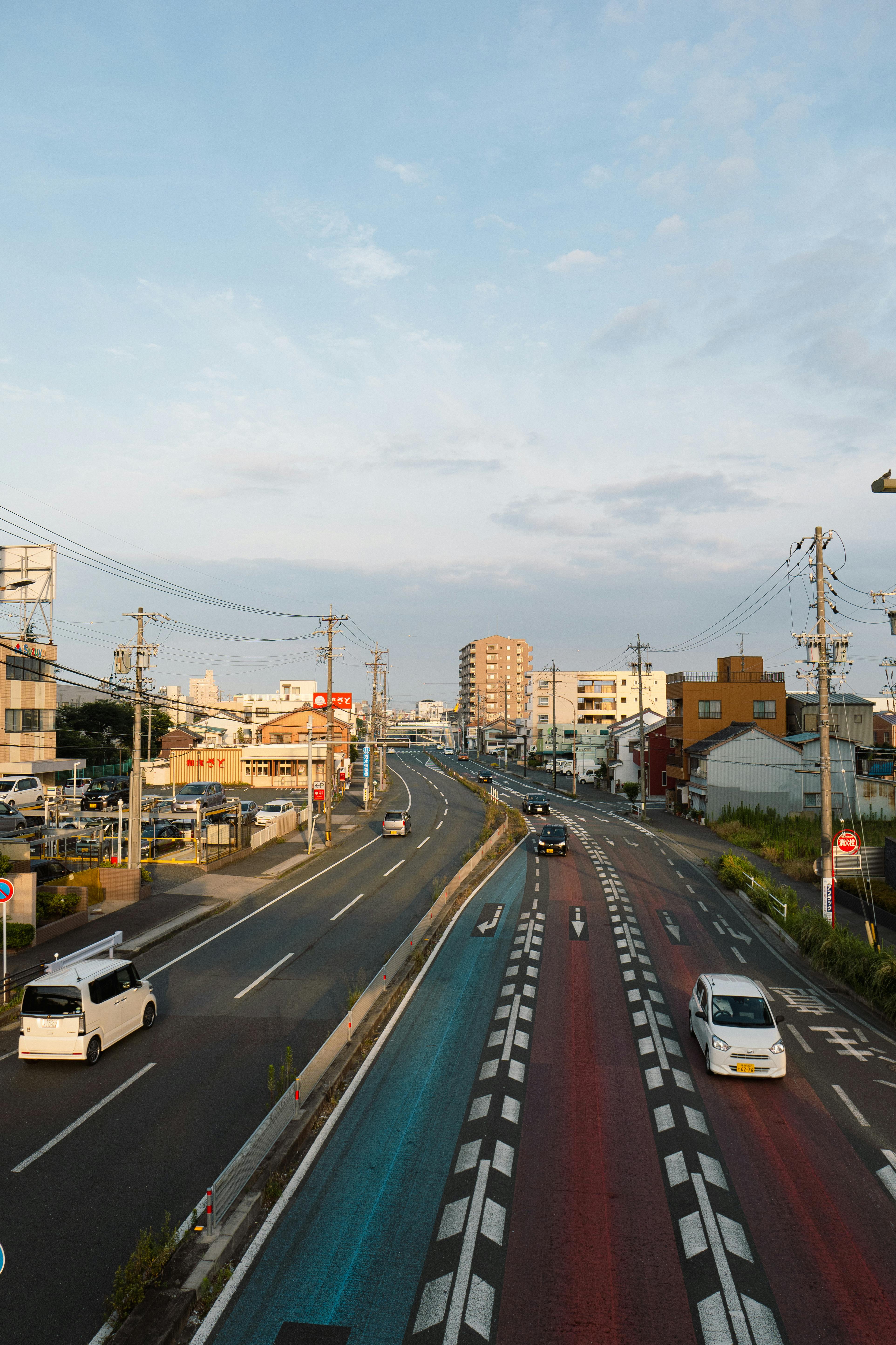 Highway with Cars in a City · Free Stock Photo