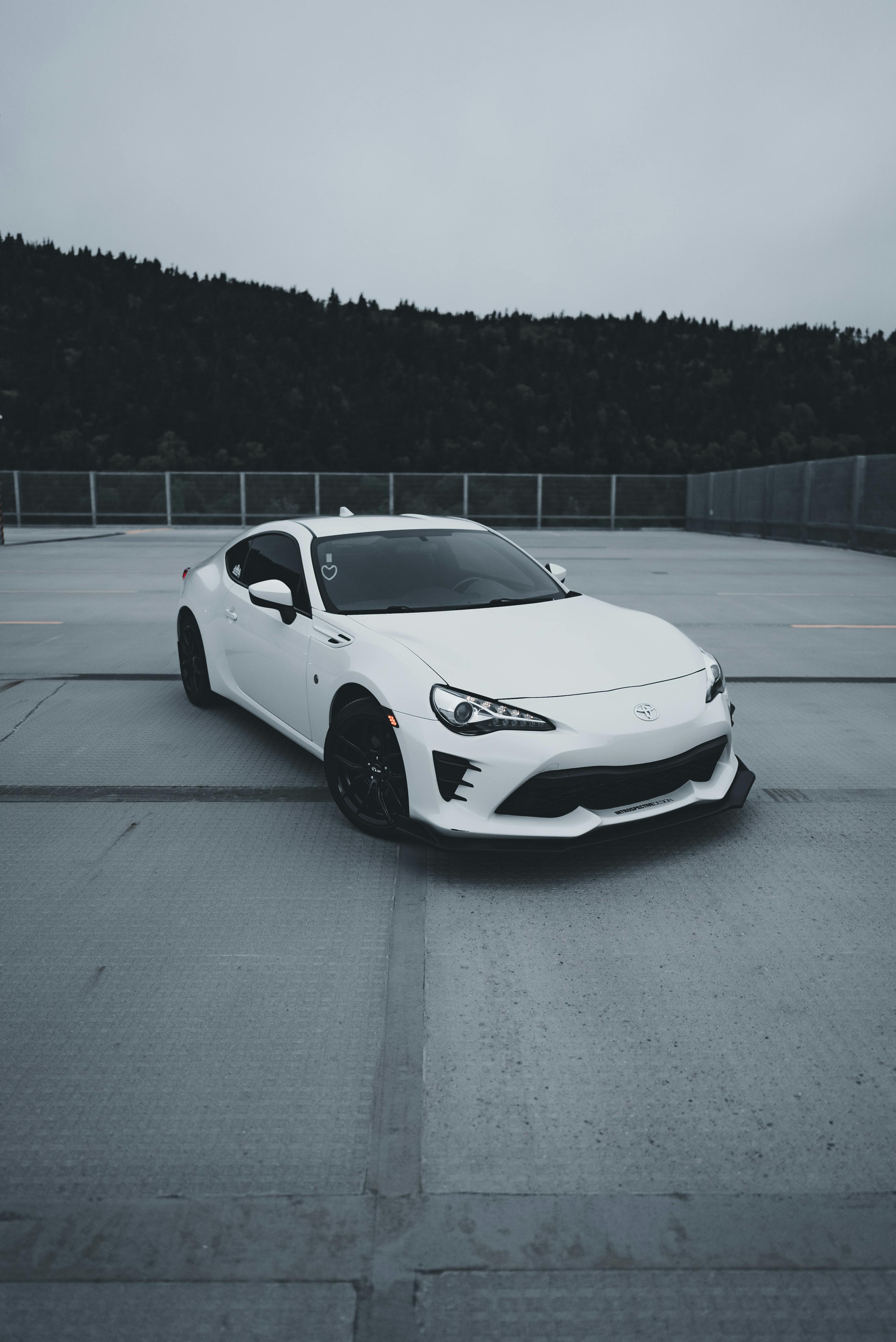 White, Tuned Toyota FT 86 · Free Stock Photo