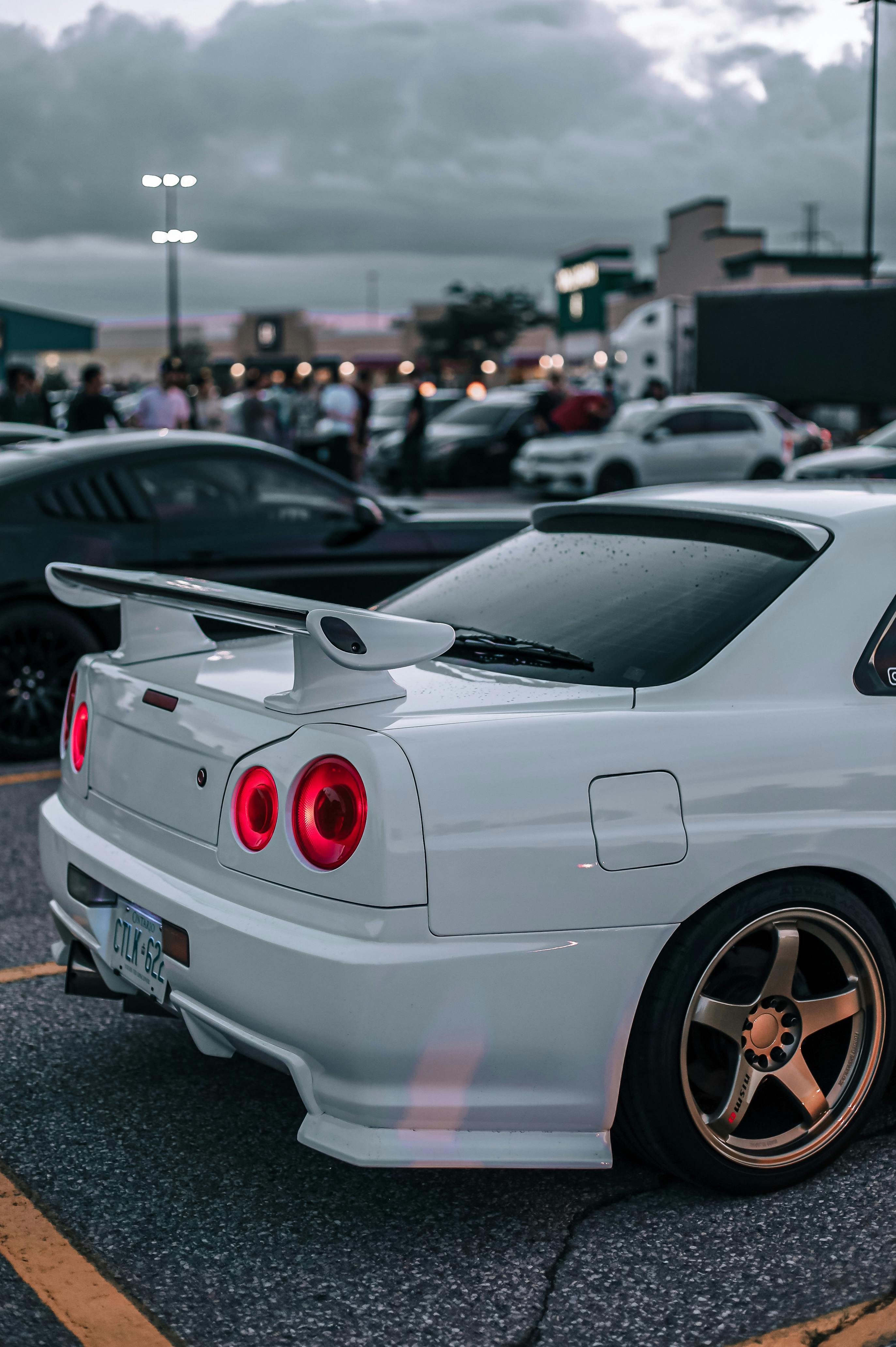 Back of Tuned Nissan Skyline · Free Stock Photo