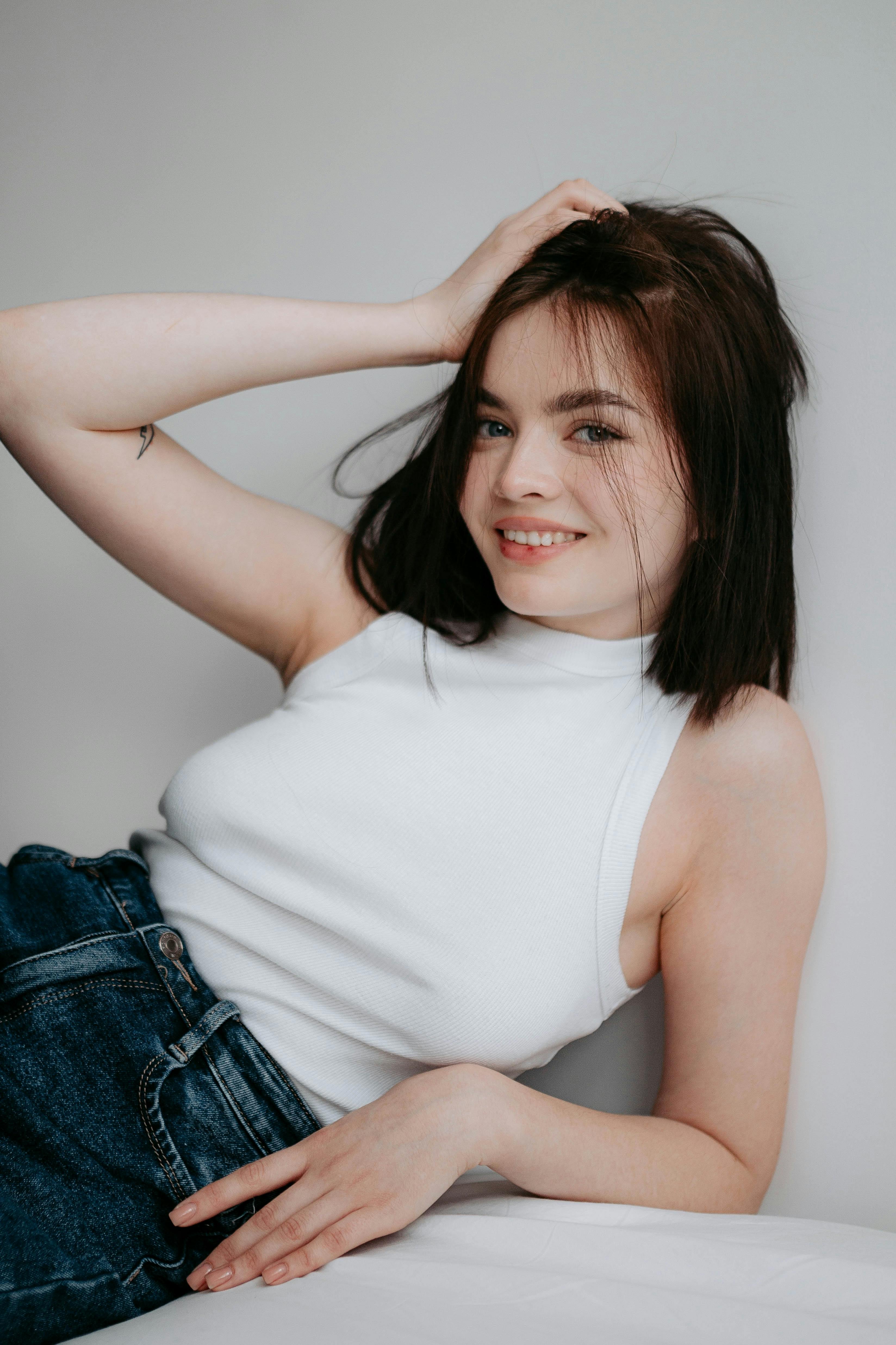 Smiling Woman Model Photos, Download The BEST Free Smiling Woman Model ...