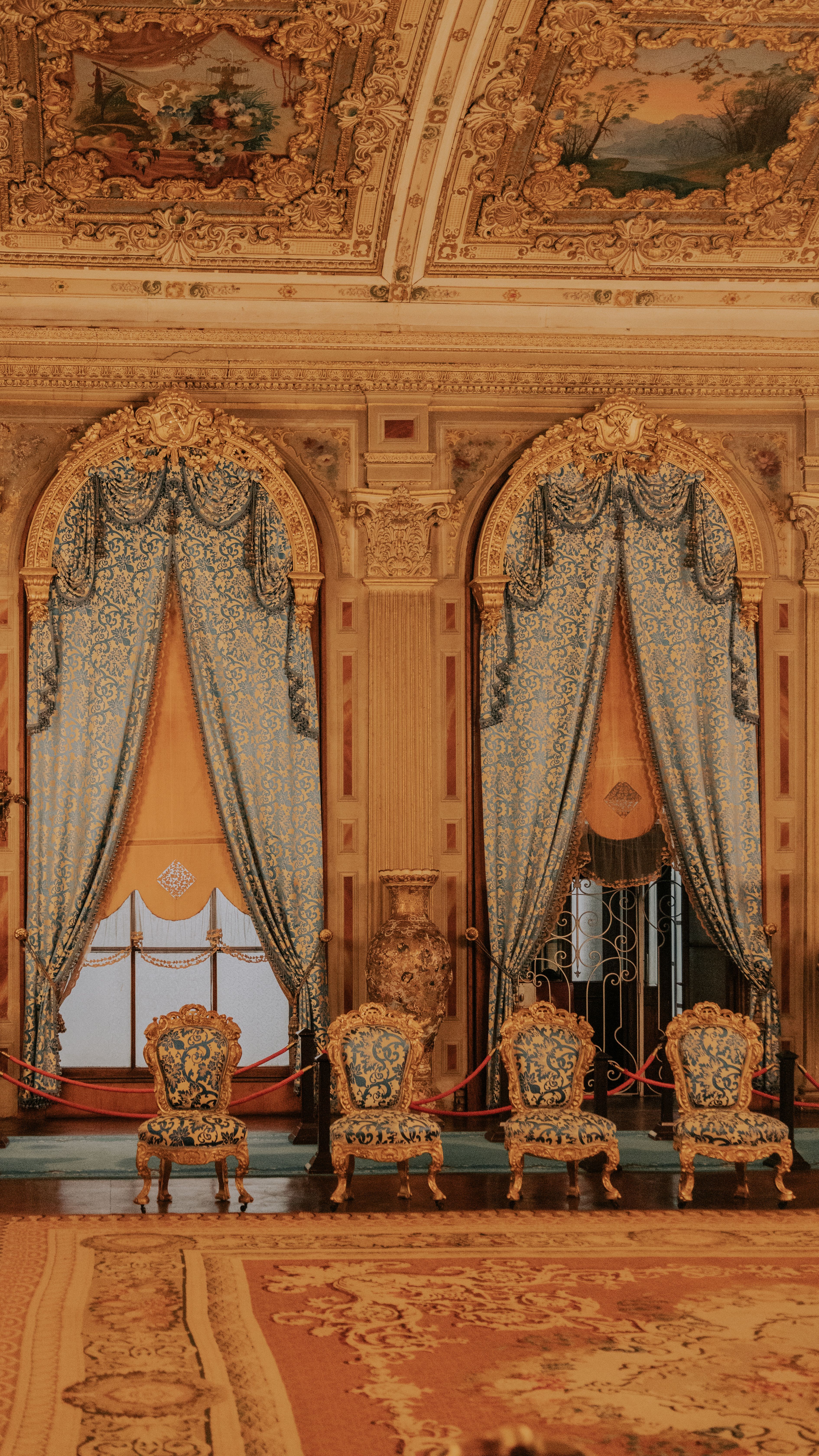 Luxury Chairs in Ornately Decorated Interior, Dolmabahçe Palace ...
