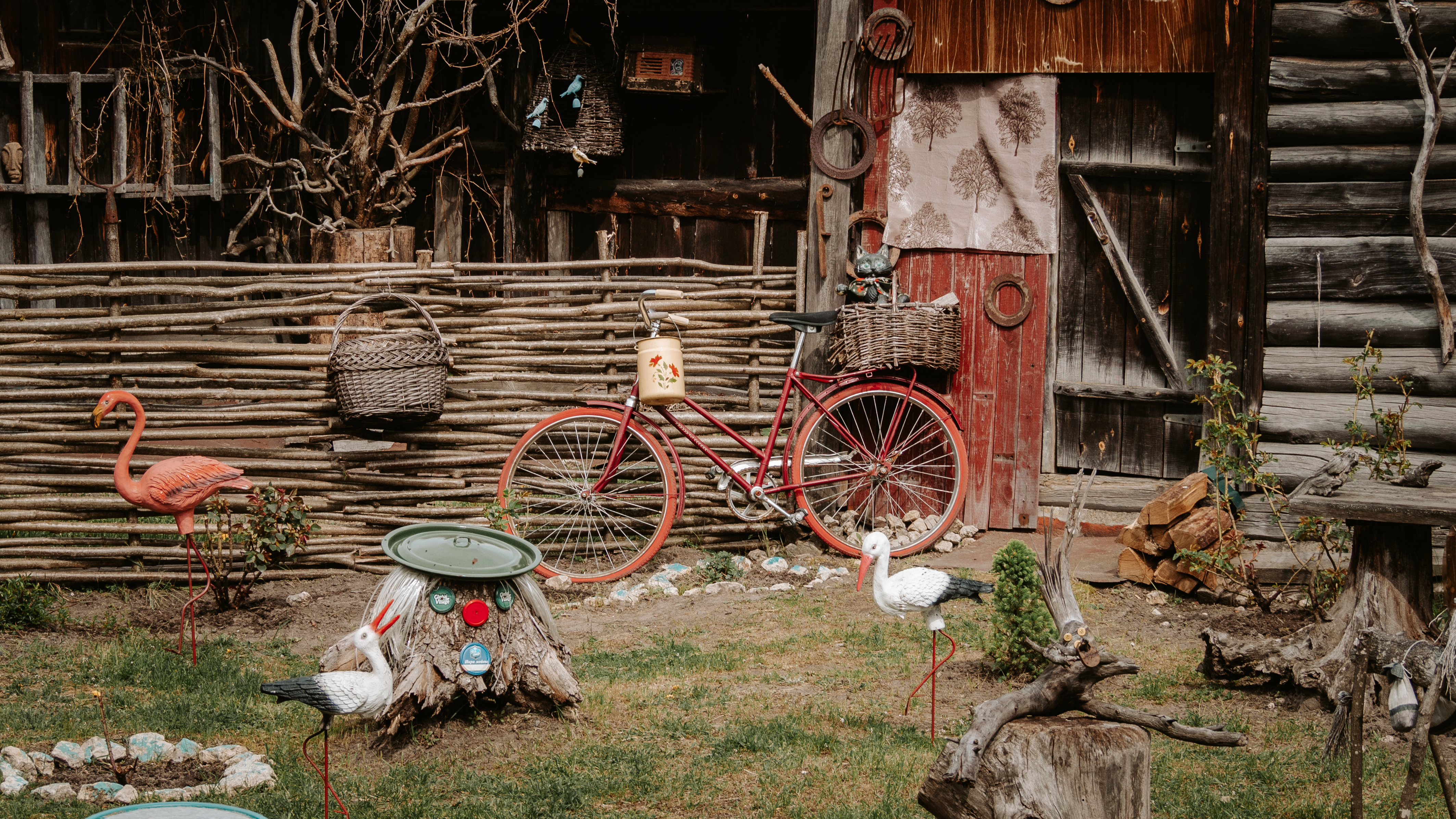 Country Yard with Many Rustic Decorations and Knickknacks · Free Stock ...